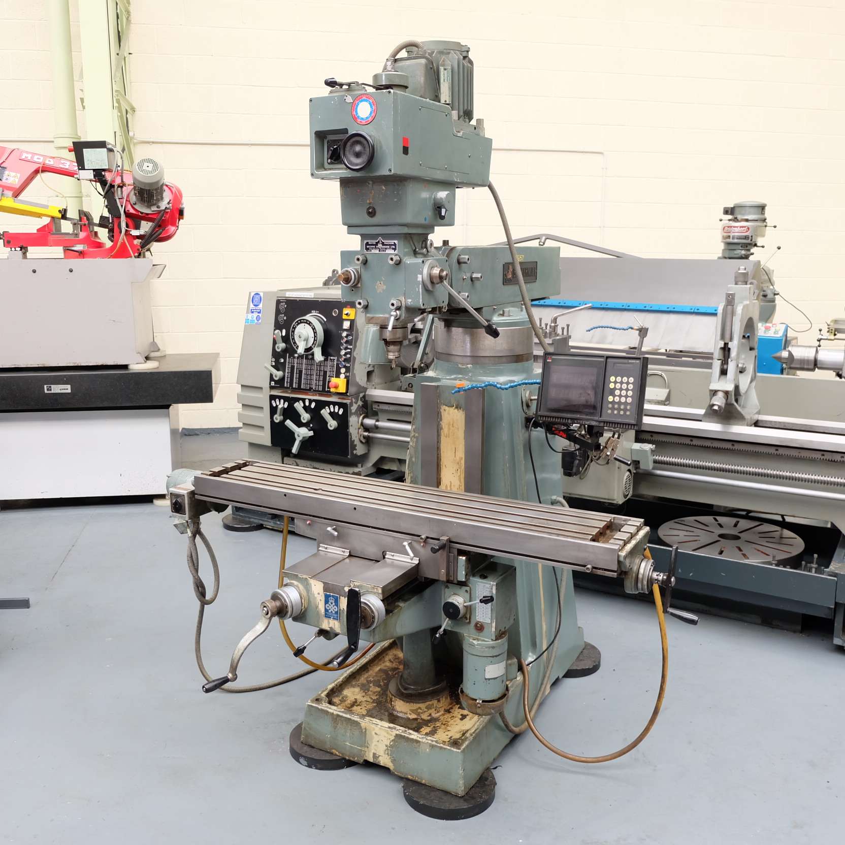 A Beaver Beavermill Mk2 Vertical Turret Head Milling Machine with ...