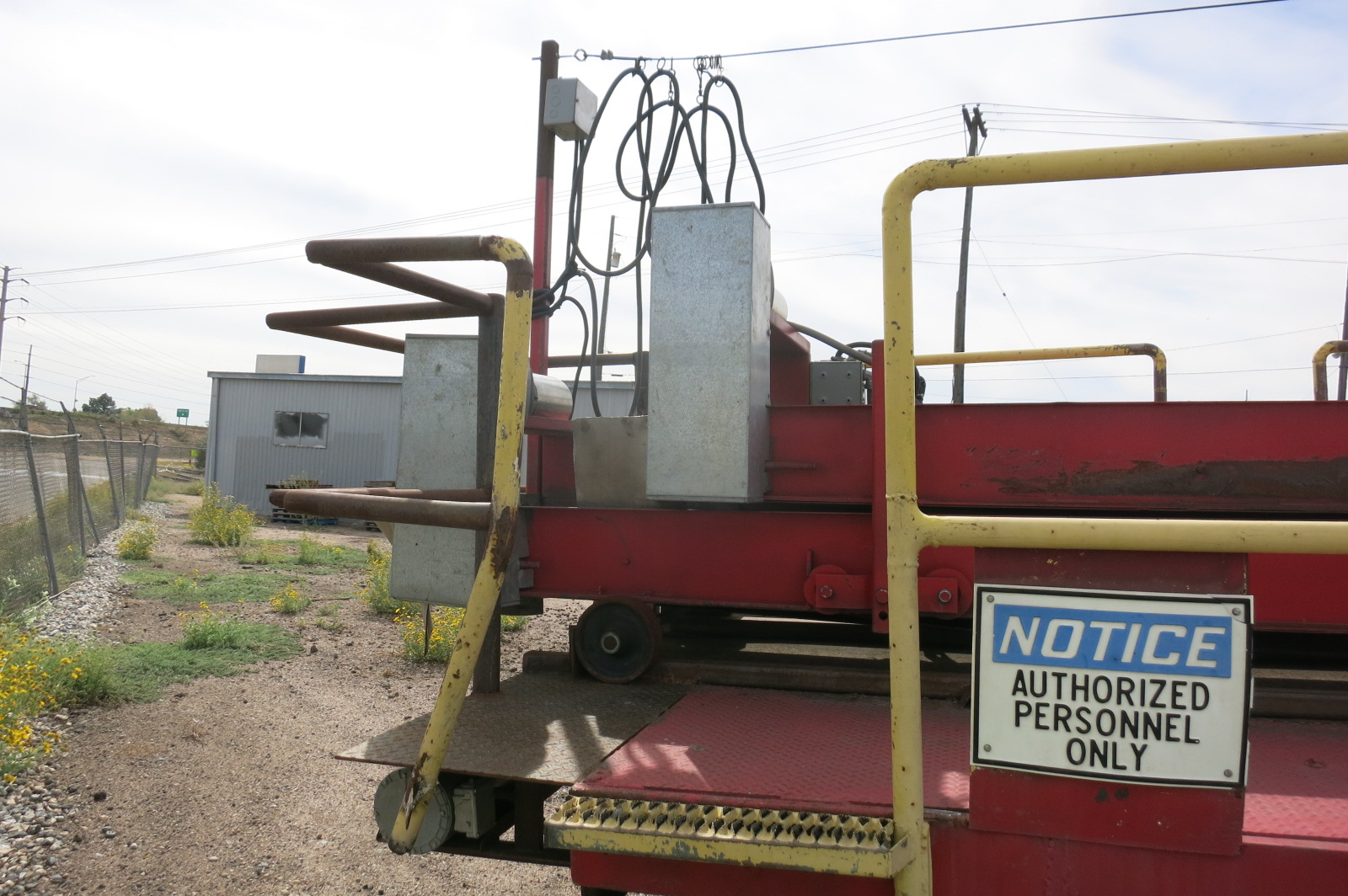 Spudnik potato van unloader, on approx. 9'x 35'long flat bed with ...
