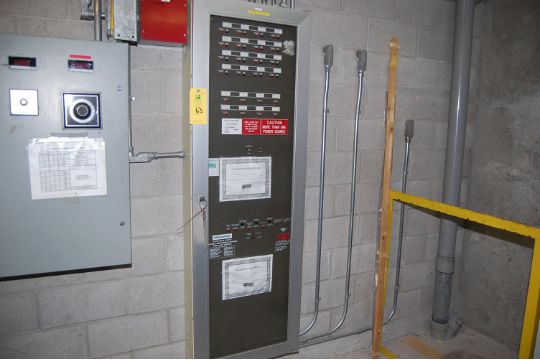 Edwards Custom 6500 Fire Alarm Control Panel. __$197___USD Rigging and ...