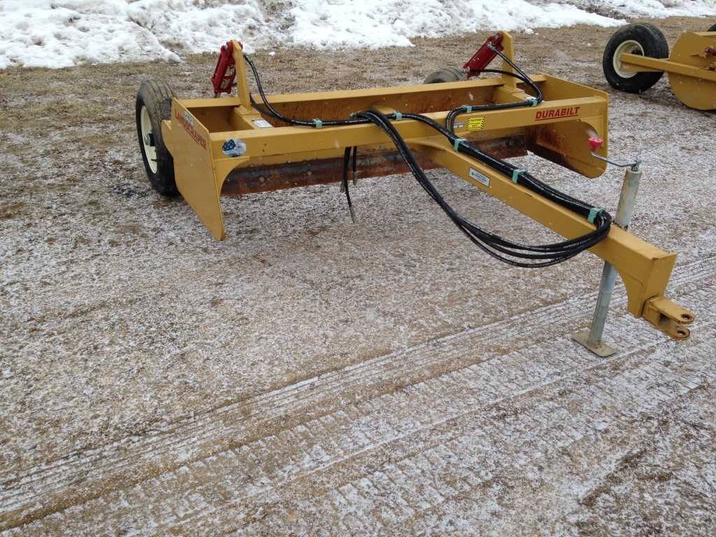 Dura Bilt Box Blade model TS08 8 ft pull type box blade