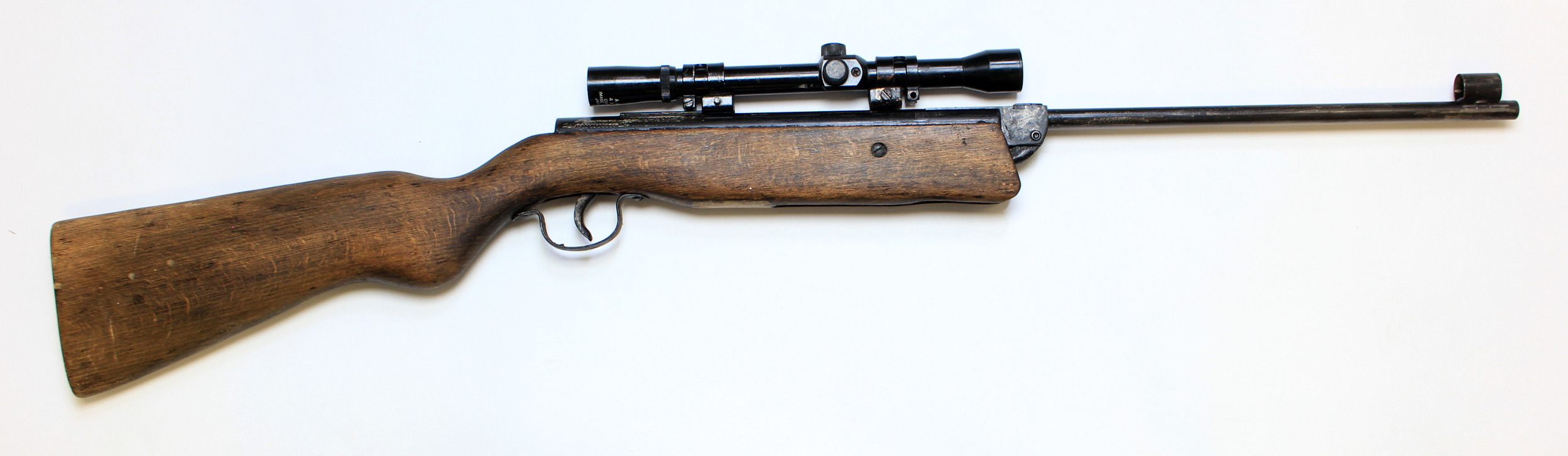 Air rifle Diana series 70 model 76. sold as seen