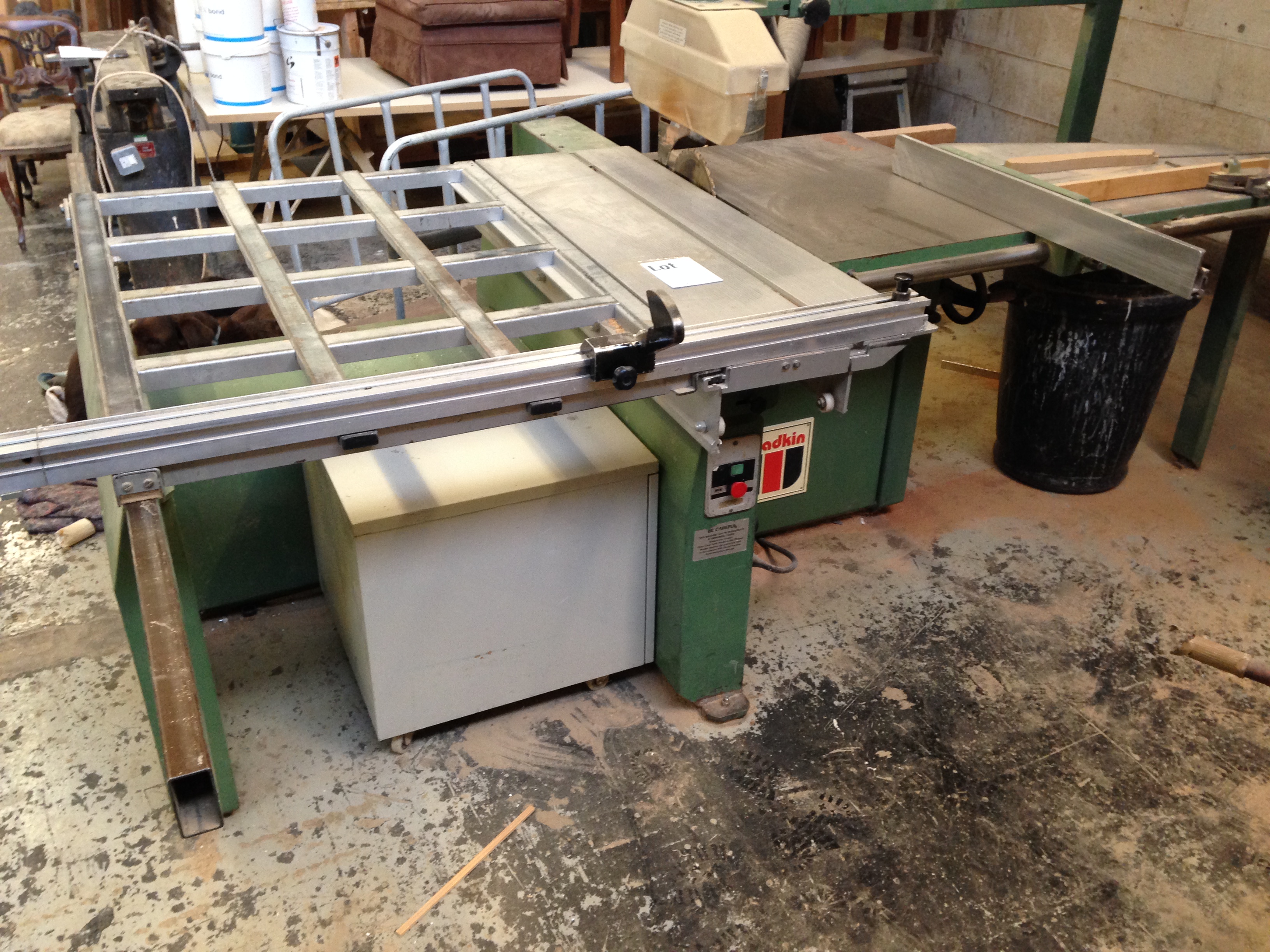 Wadkin SP12 sliding table panel saw. Machine type and serial number ...