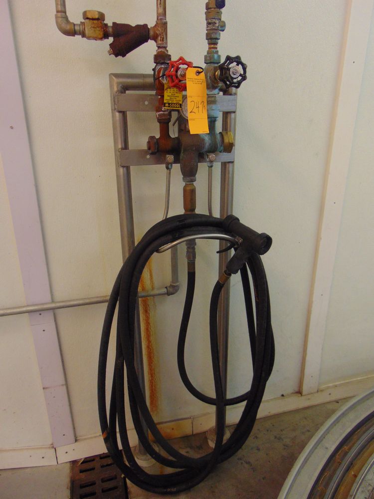 Strahman Model M-5000 Steam and Water Mixer with Hose and Gun; Loading ...