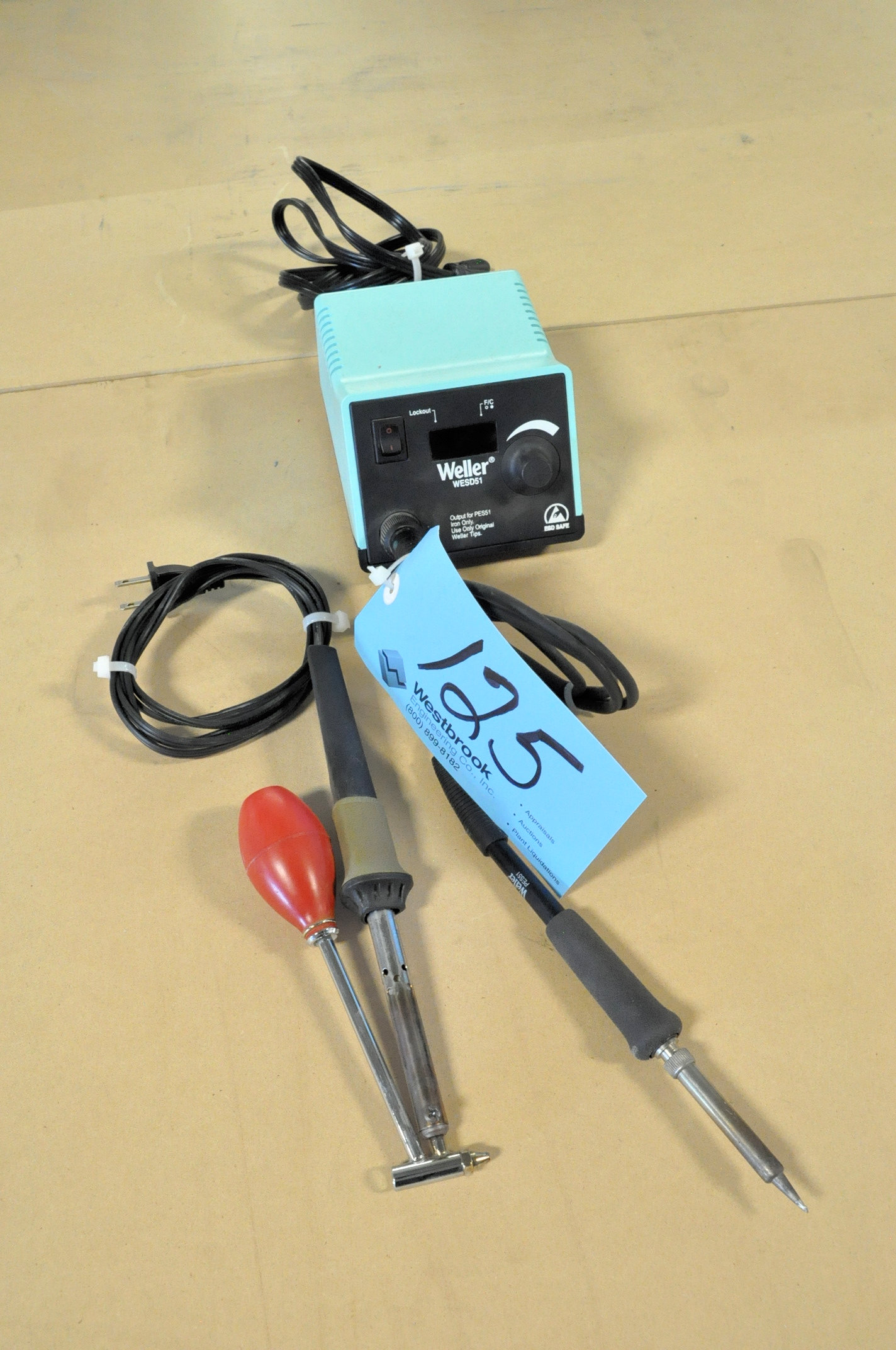 Weller WESD51, Soldering Station with Various Solder Guns