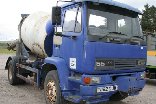 Leyland Daf Fa 55.210 - 6200cc 2 Door Truck Reg No: R182CJW D.F.R.: 01 ...