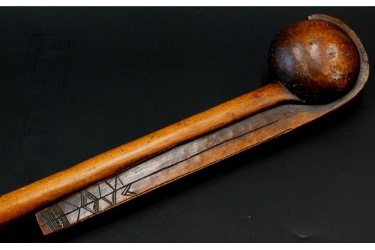 Tribal Art. An African knobkerrie or throwing club, with spherical head ...