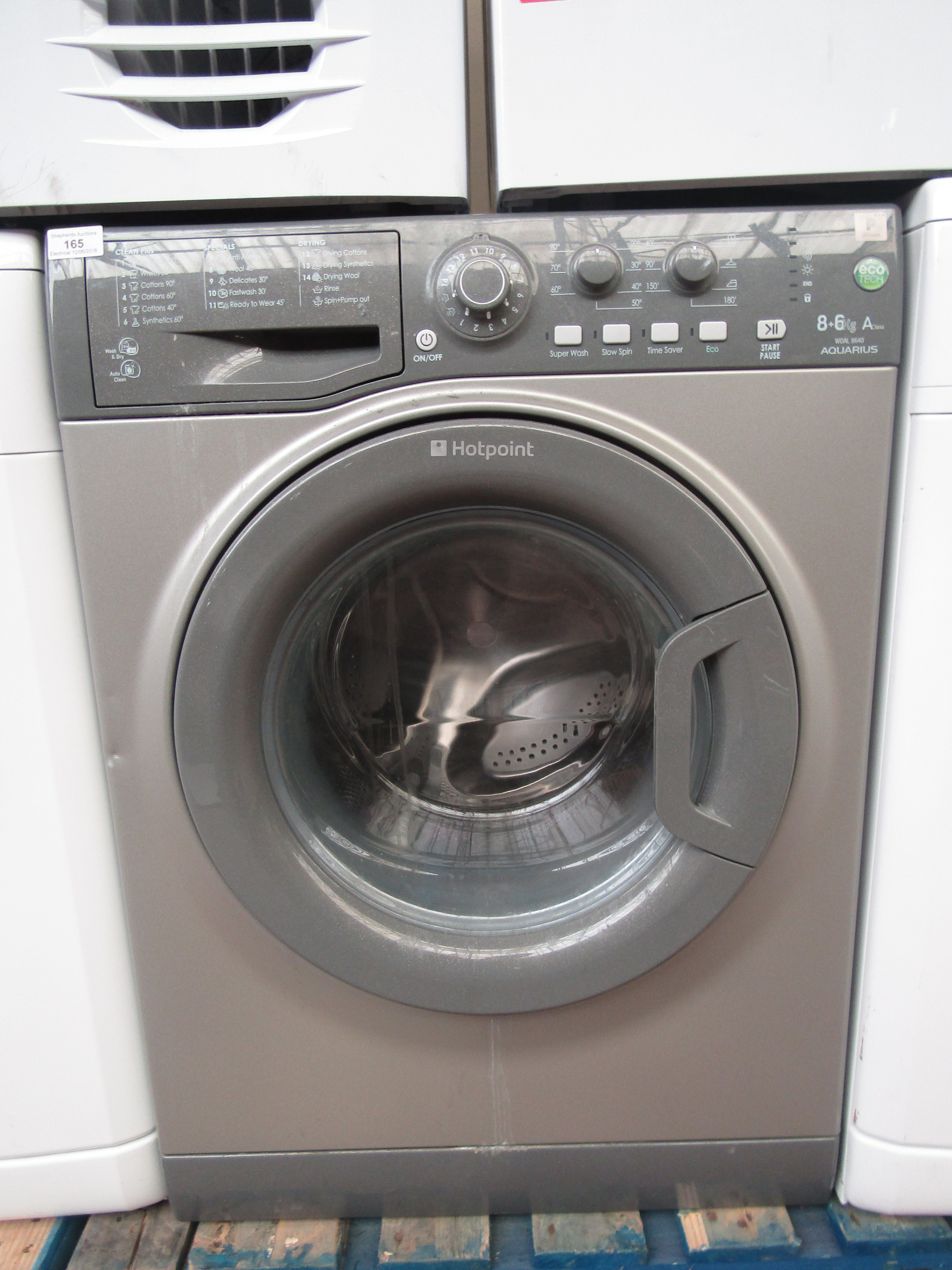 Hotpoint Aquarius WDAL 8640 8+6kg washing machine. Powers up and spins.