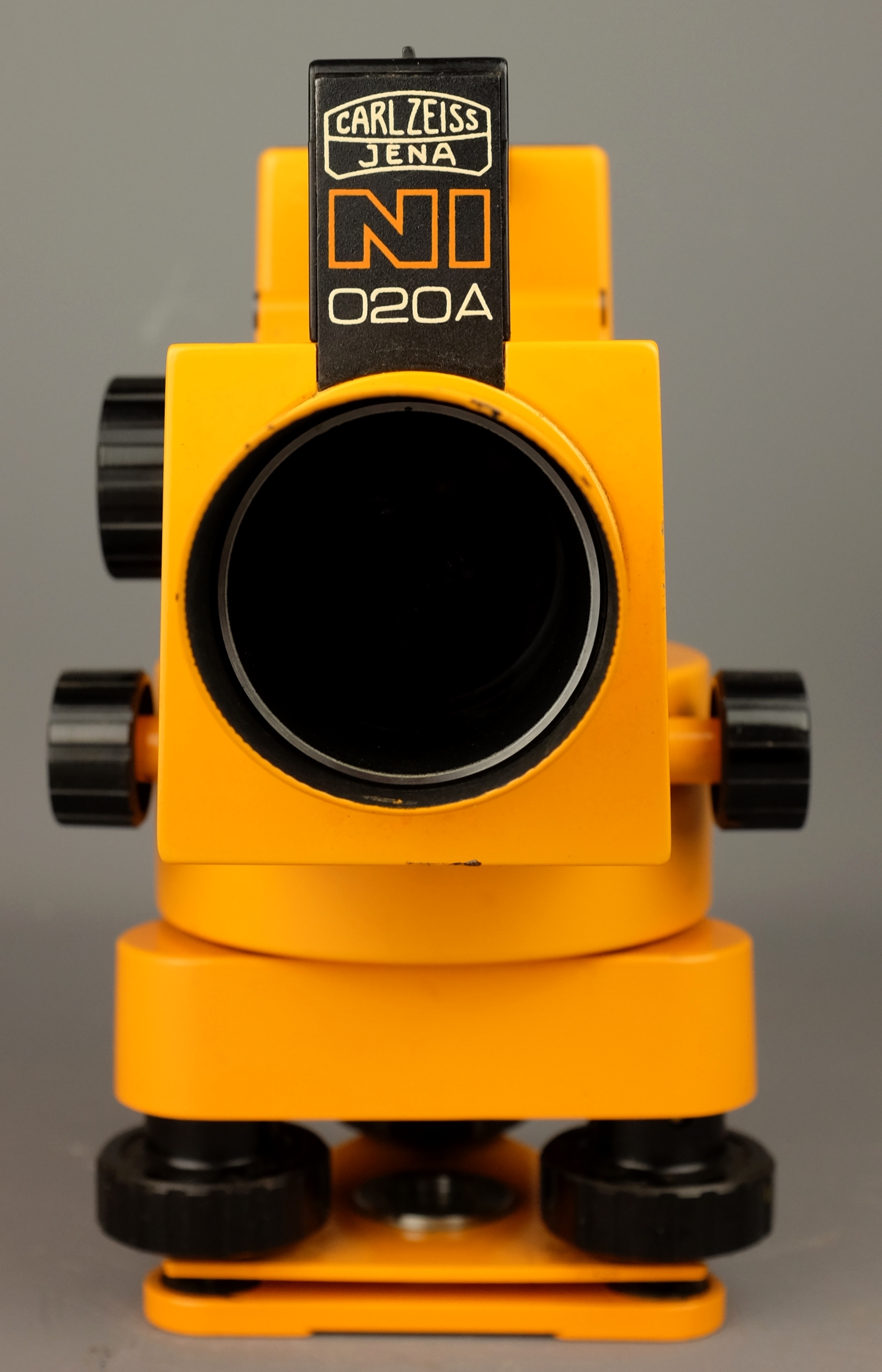 Carl Zeiss Jena Optical Level NI 020A, mustard japanned metal body base ...