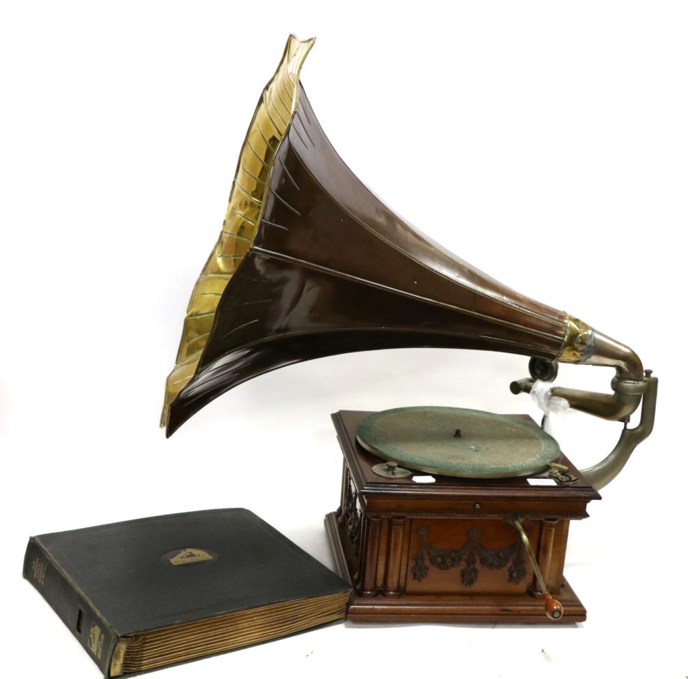 Gramophone & Typewriter Ltd Gramophone with Exhibition sound box, brass ...