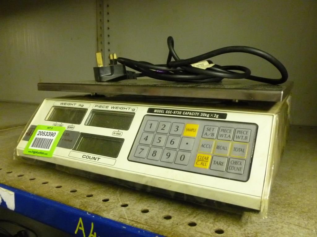 Good Scale GSC-9730 Digital Top Pan Balance Scales, 30kg x 2kg ...