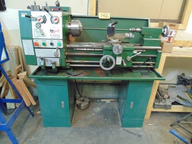 GRIZZLY G4002 MACHINE LATHE