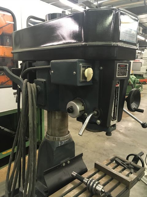 Enco 105-1117 Milling & Drilling Machine S/N 9120025