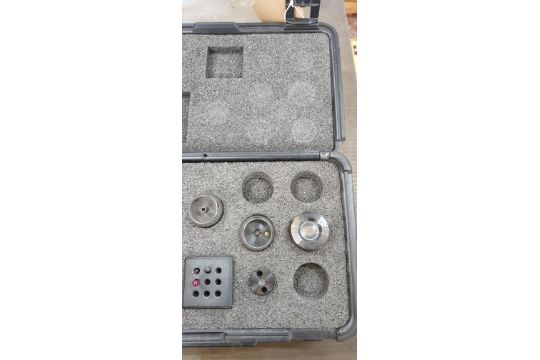 Retro 100 Probe Kit The FARO® RetroProbe is an optional accessory product which greatly increase