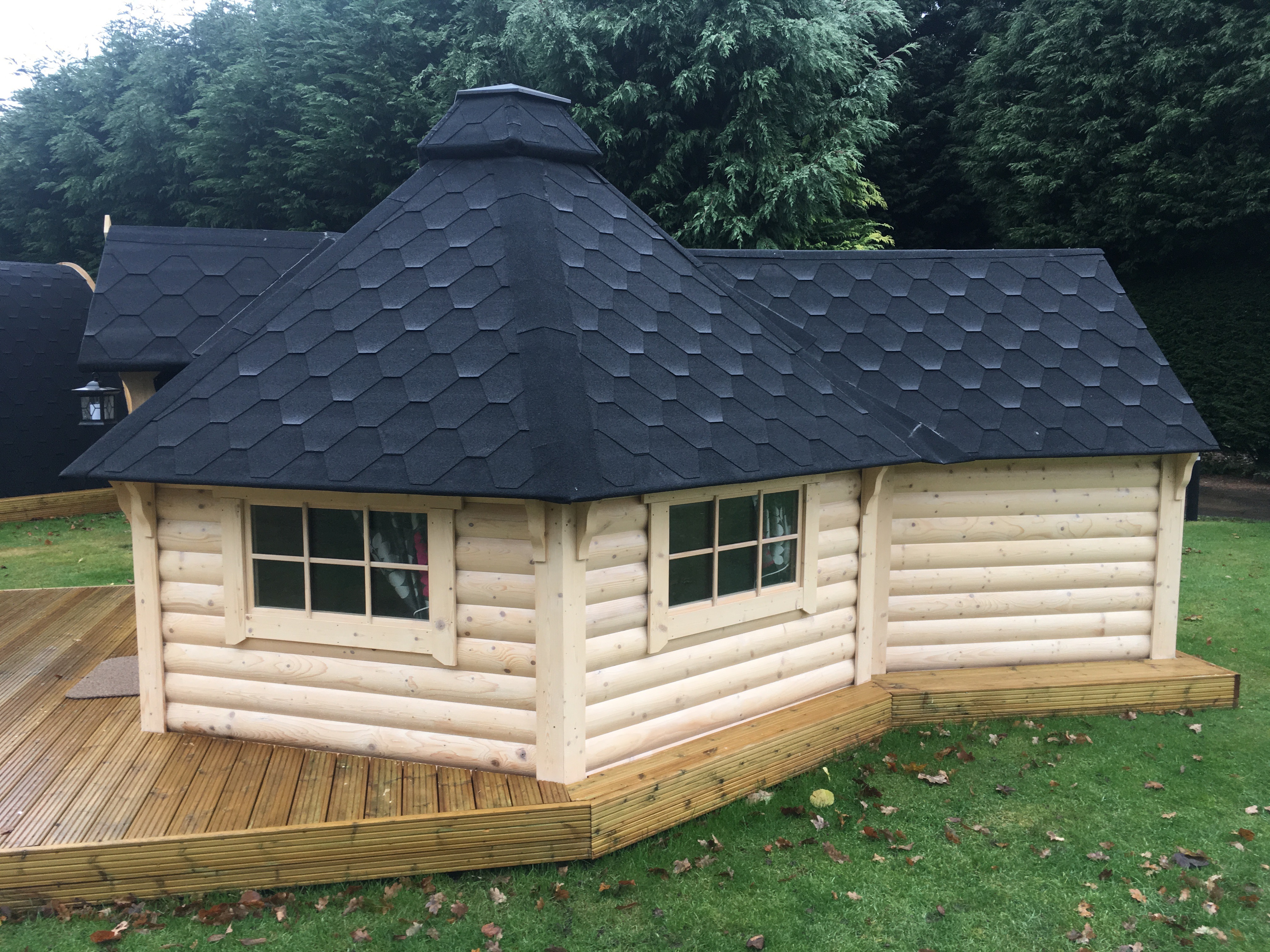 BBQ Grill Hut 9.2m2 with 2.9m2 Extension - {058677} 6-corner cabins ...