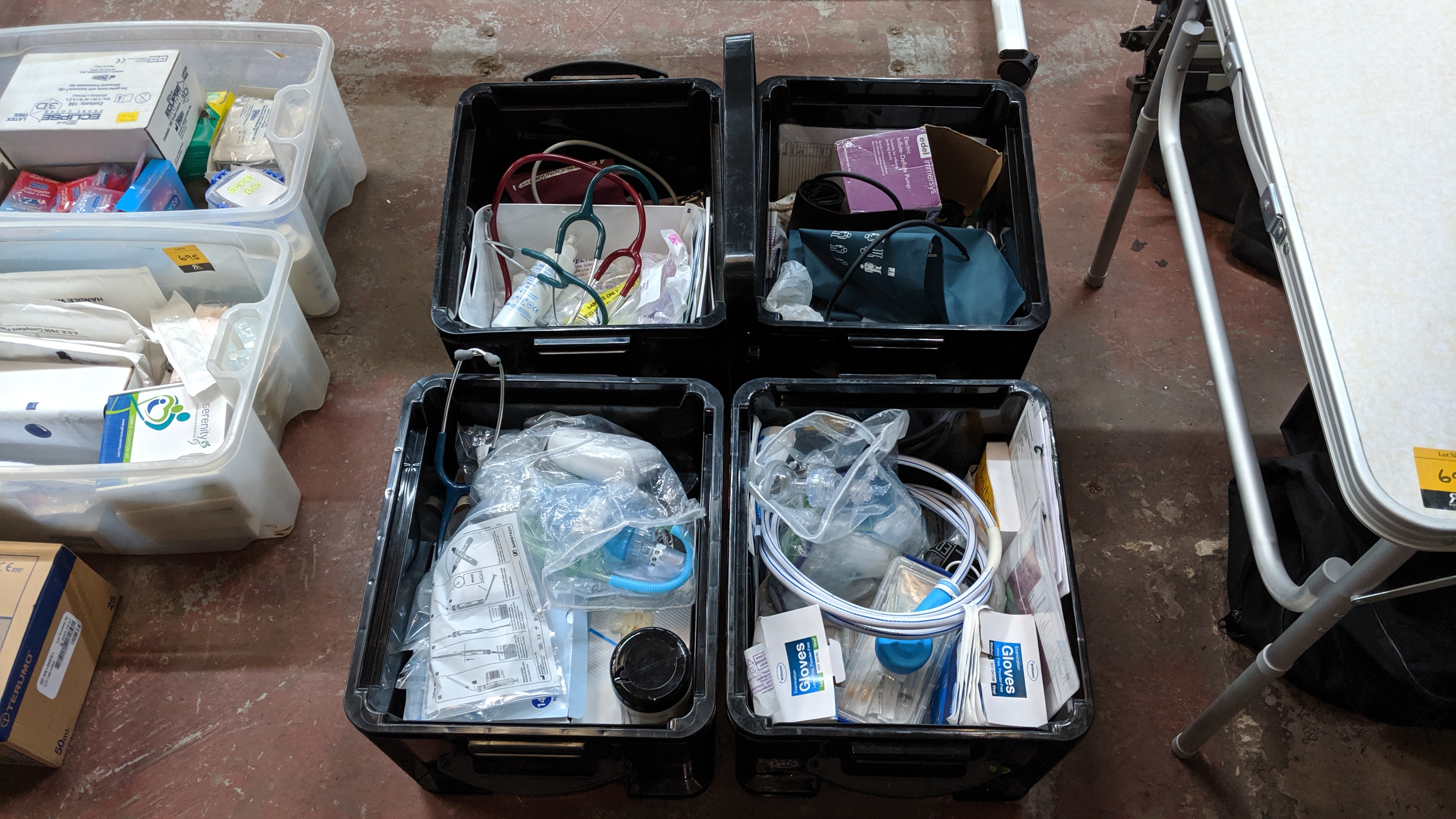 4 crates & their contents of medical equipment - crates included. This ...