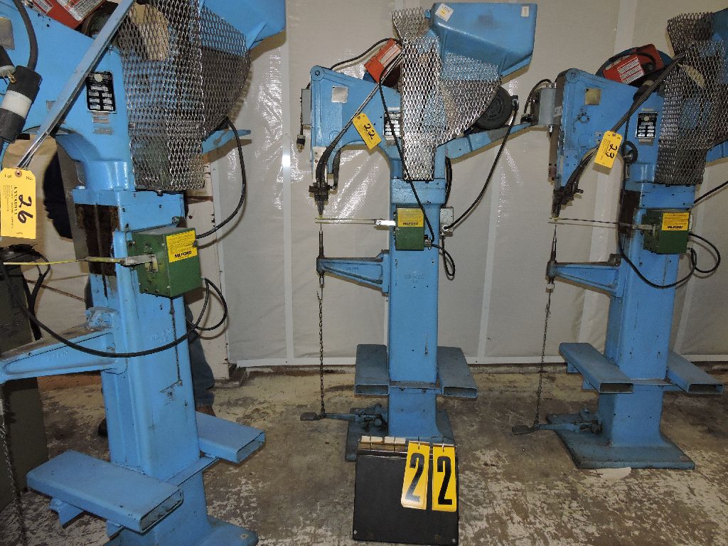 Chicago Rivet & Machine Co., model 99BT-426, RPM 175-150, Jaws 257 ...