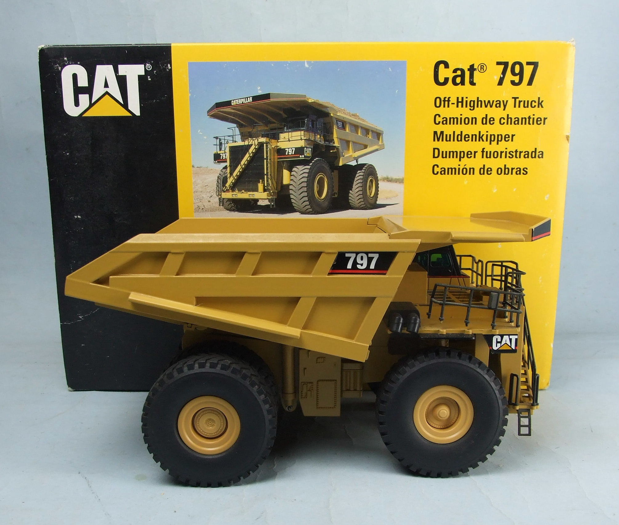 NZG no.466 1/50th scale diecast model of a Cat 797 Off-Highway Truck ...