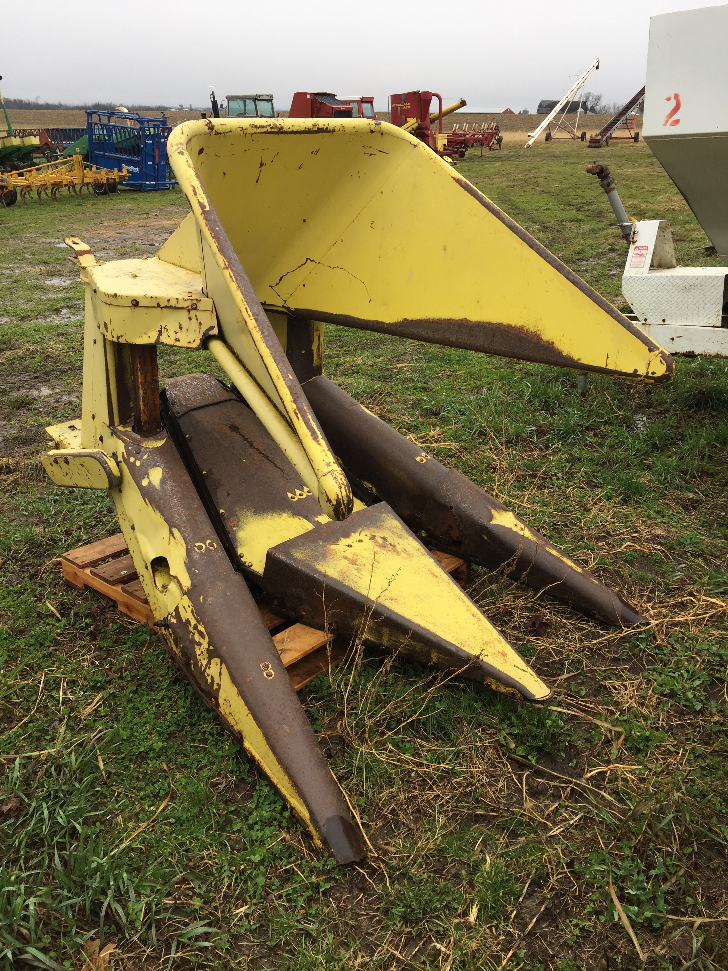 JD Chopper 2 Row Corn Head