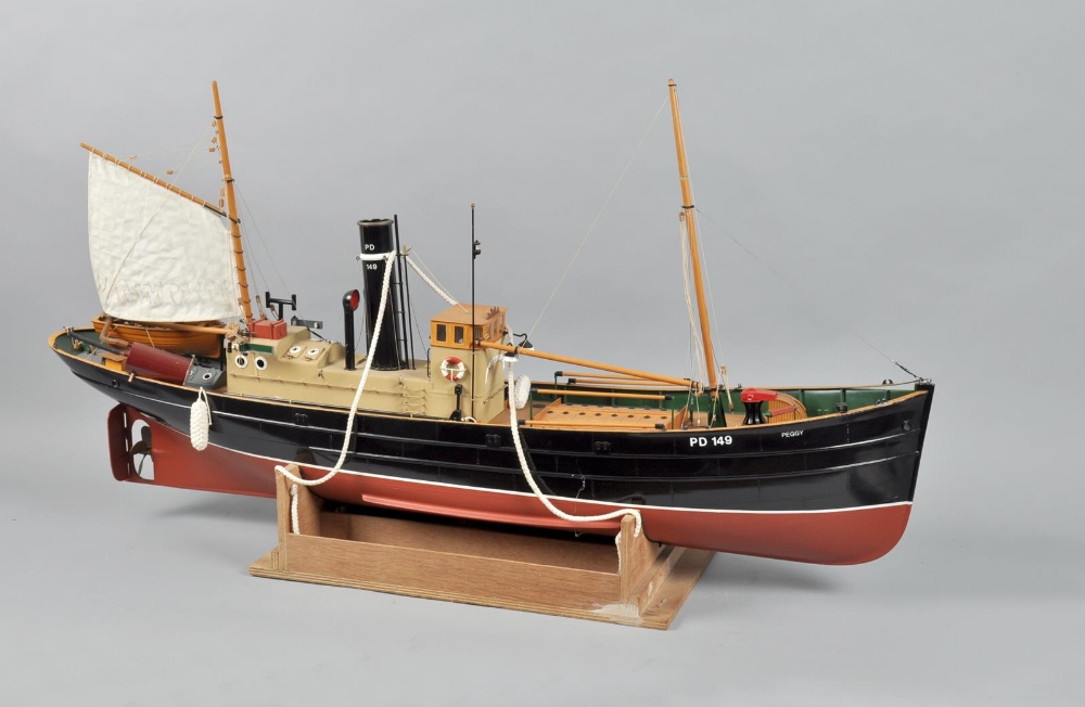 A model trawler , steam powered, manufactured by Marten, Howes & Baylis ...
