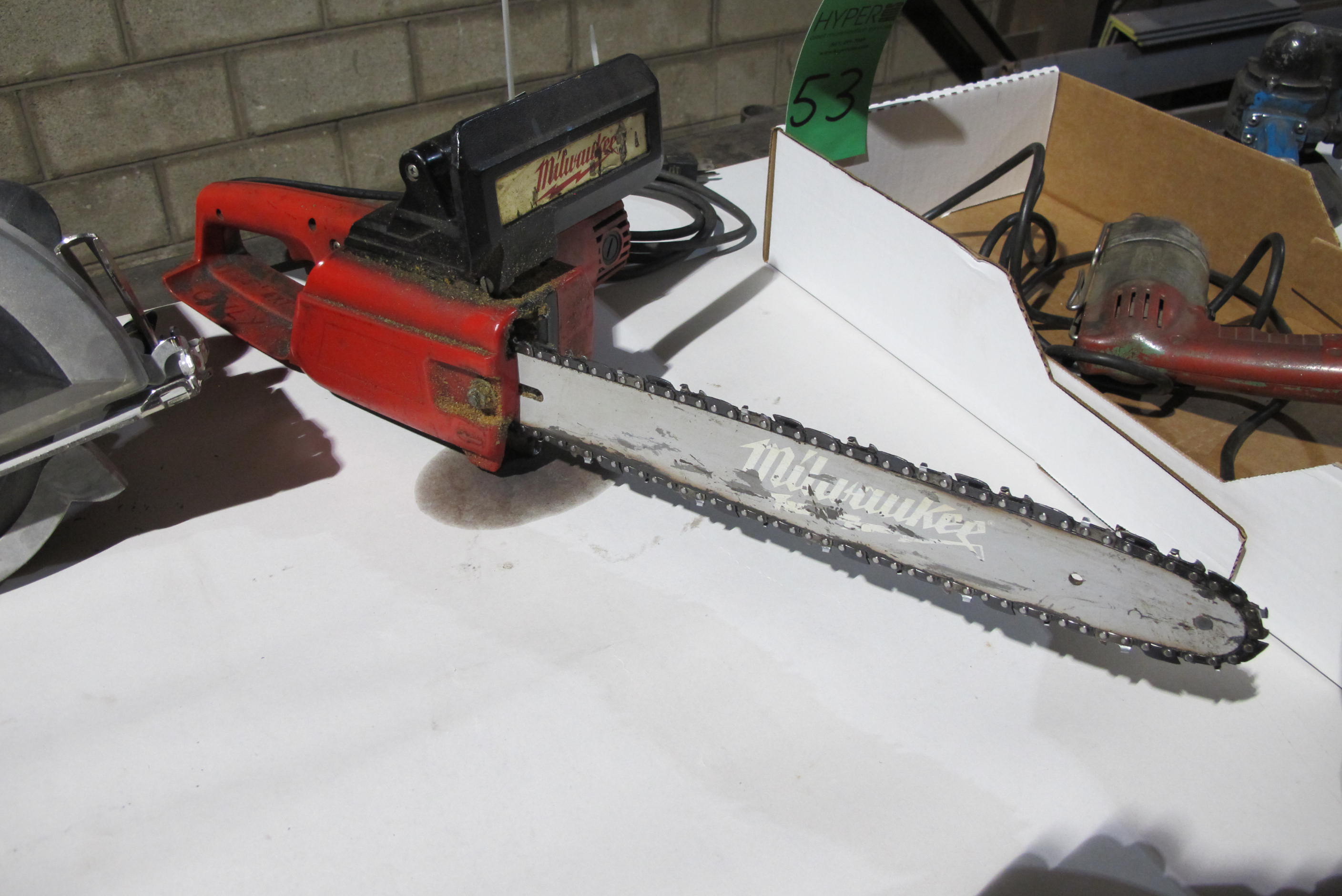 Milwaukee electric chain saw