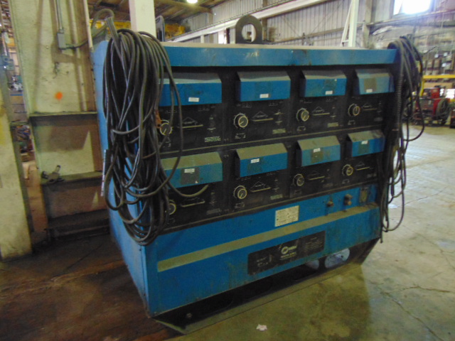 { Choice of lots: 512 } LOAD BANK WELDER, MILLER MDL. MARK VIII-2, (8 ...