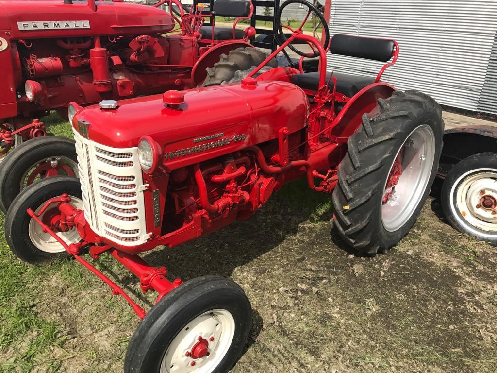1947 Farmall Cub Lowboy wide front, HYD