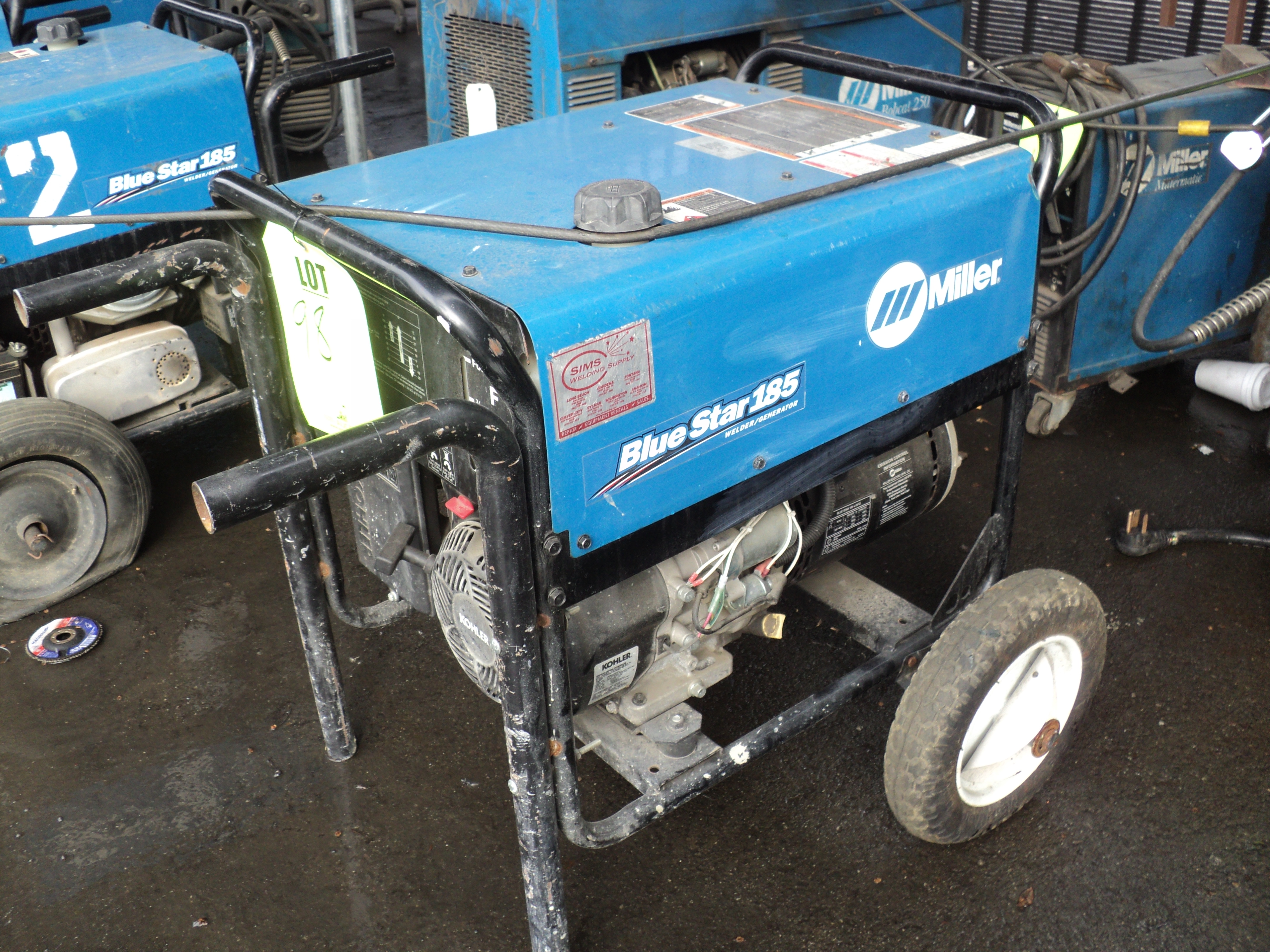 MILLER BLUE STAR 185 WELDER GENERATOR , 6000 WATT, S/N: ME 400902-R