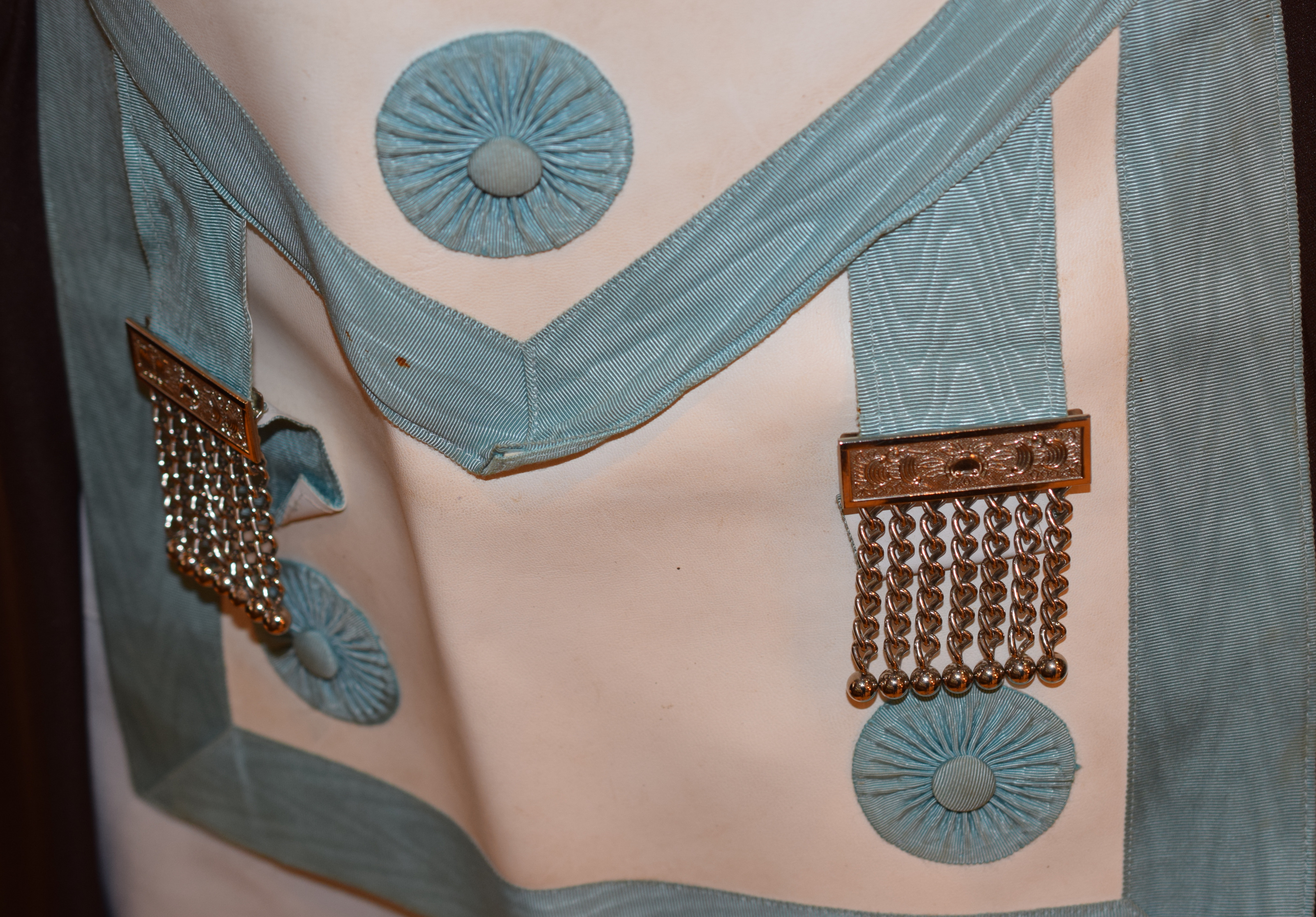 Masonic Robes Including Masonic Apron Set of masonic robes, including ...