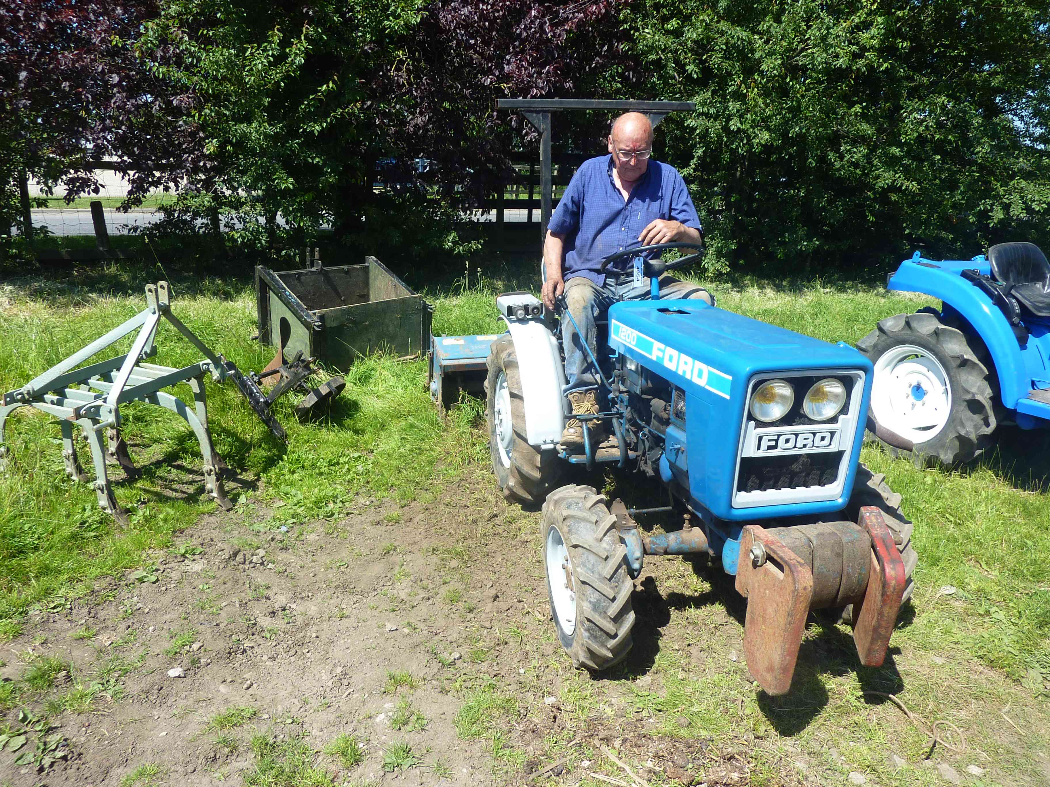 Ford 1200 compact tractor c/w Wessex rotavator, 1F plough, lInk box ...