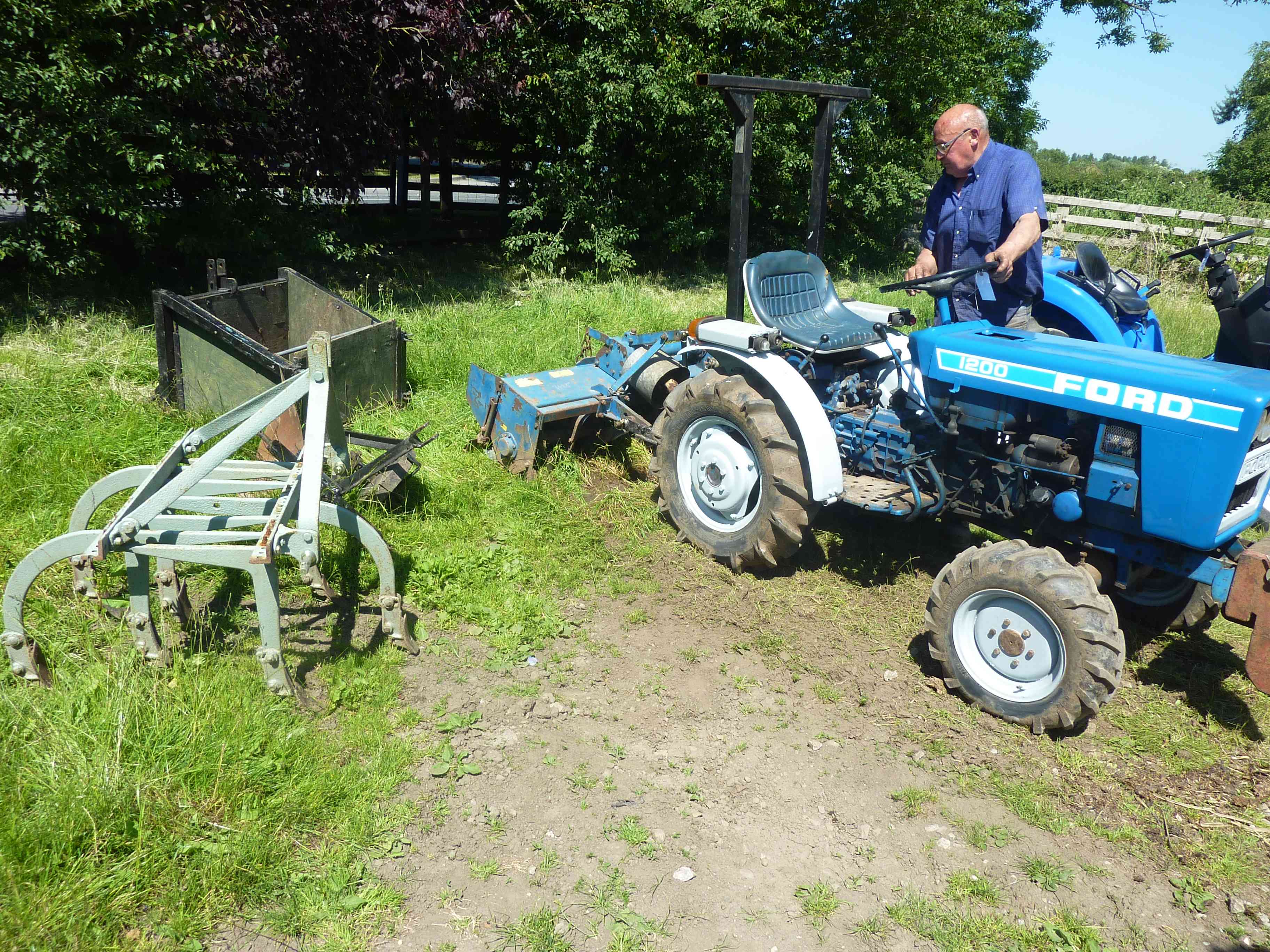 Ford 1200 compact tractor c/w Wessex rotavator, 1F plough, lInk box ...