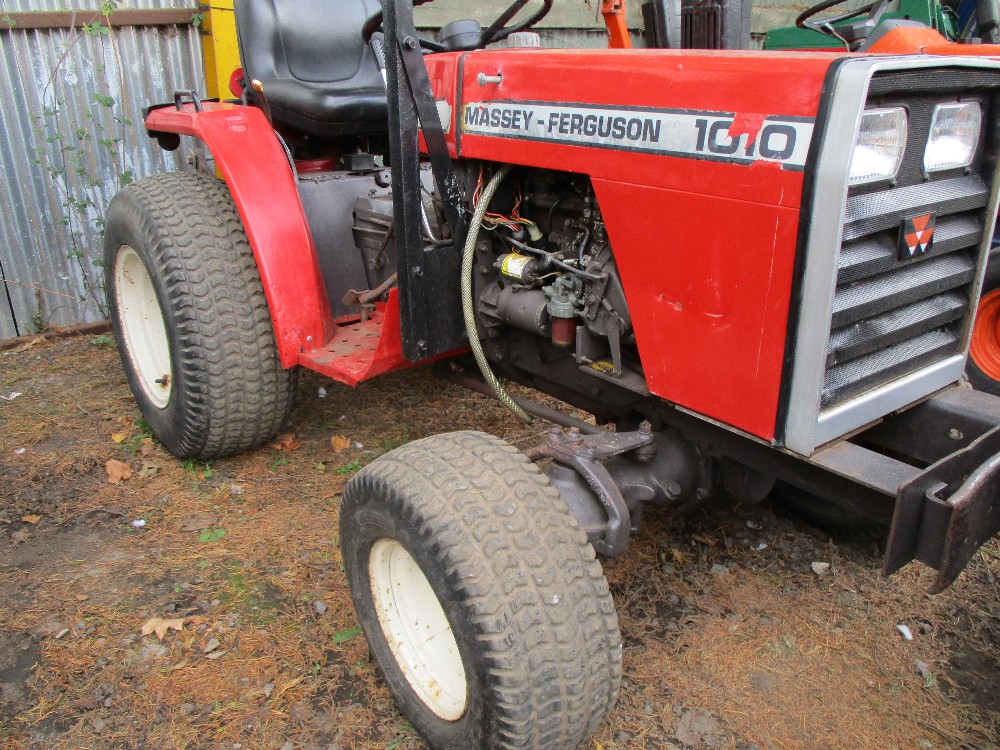 MASSEY FERGUSON 1010 4WD COMPACT TRACTOR WHEN TESTED WAS SEEN TO DRIVE ...