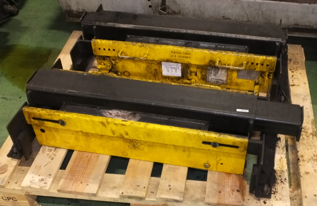 Tecalemit 4 post vehicle lift - 5T with Jacking beam