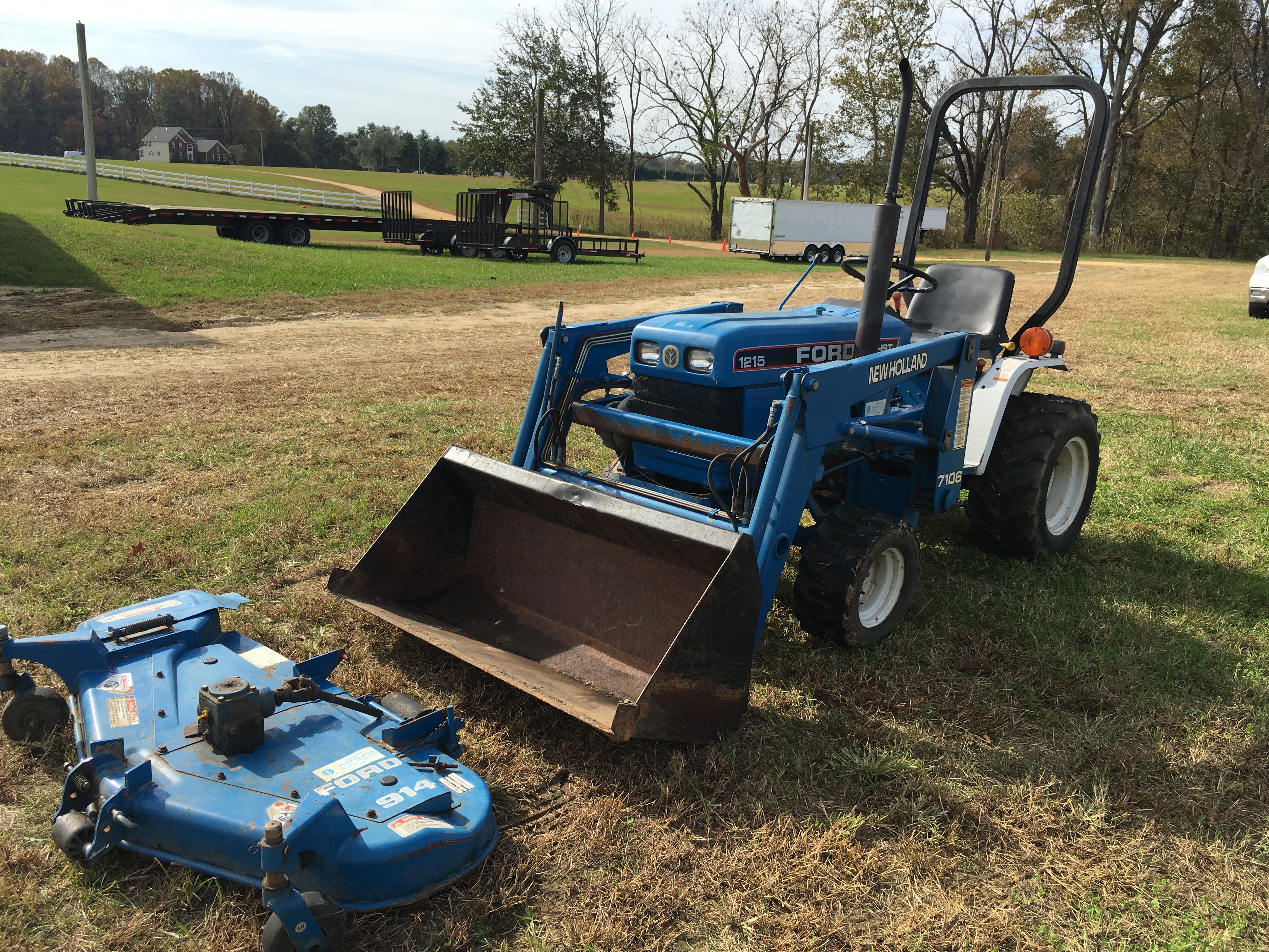 1215 tractor hyrstatic trans with 7106 loader with a 914 belly mower ...