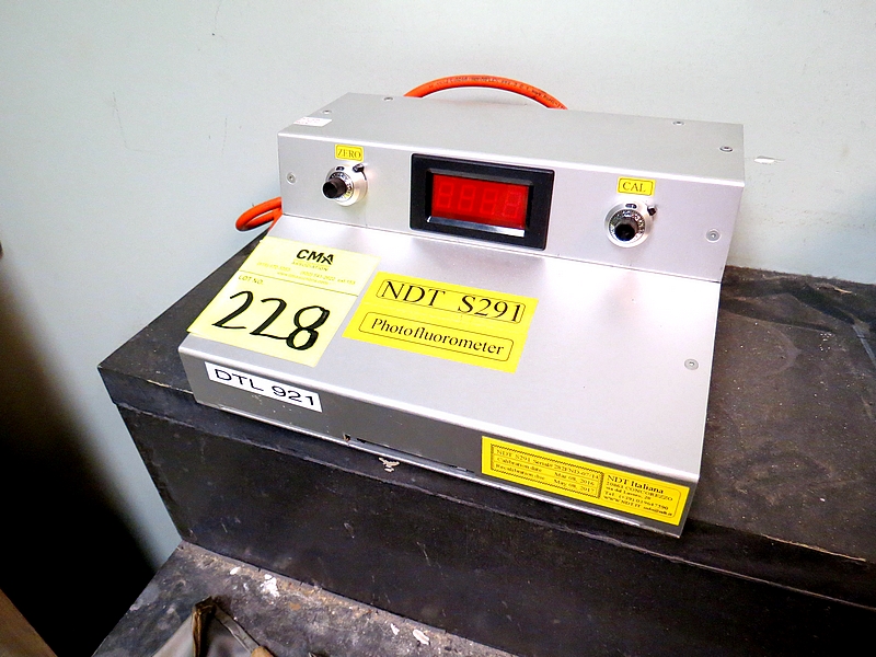 { Group of lots: 227, 228 } NDT S291 PHOTOFLUOROMETER