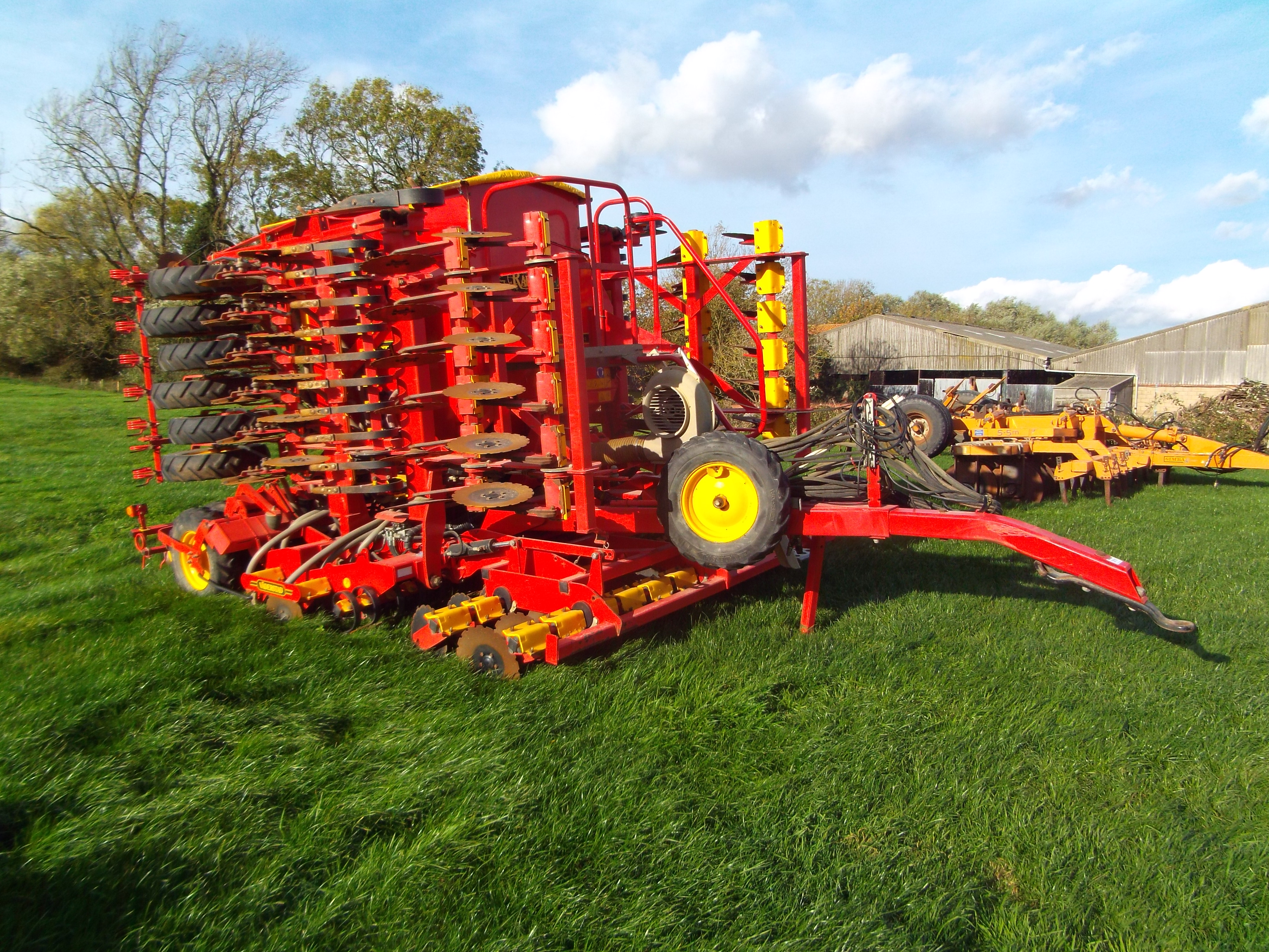 Vaderstad Rapid RDA600S, 6m Disc Drill, c/w off set wheels;