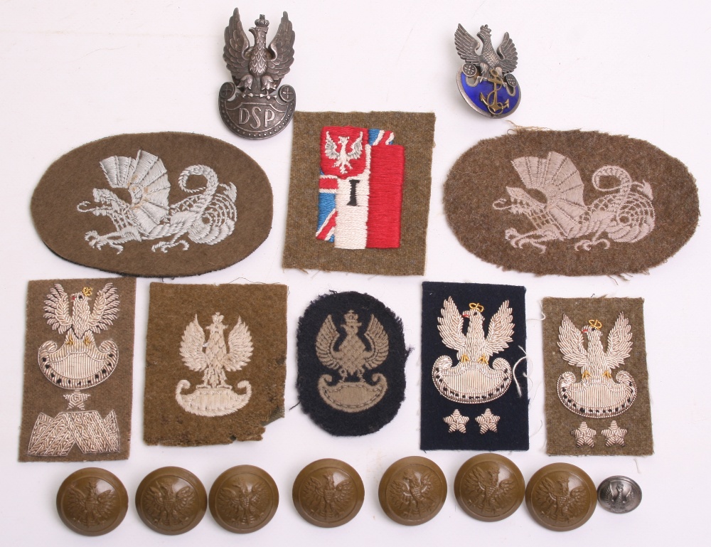 Selection of WW2 Polish Insignia, consisting of two embroidered ...