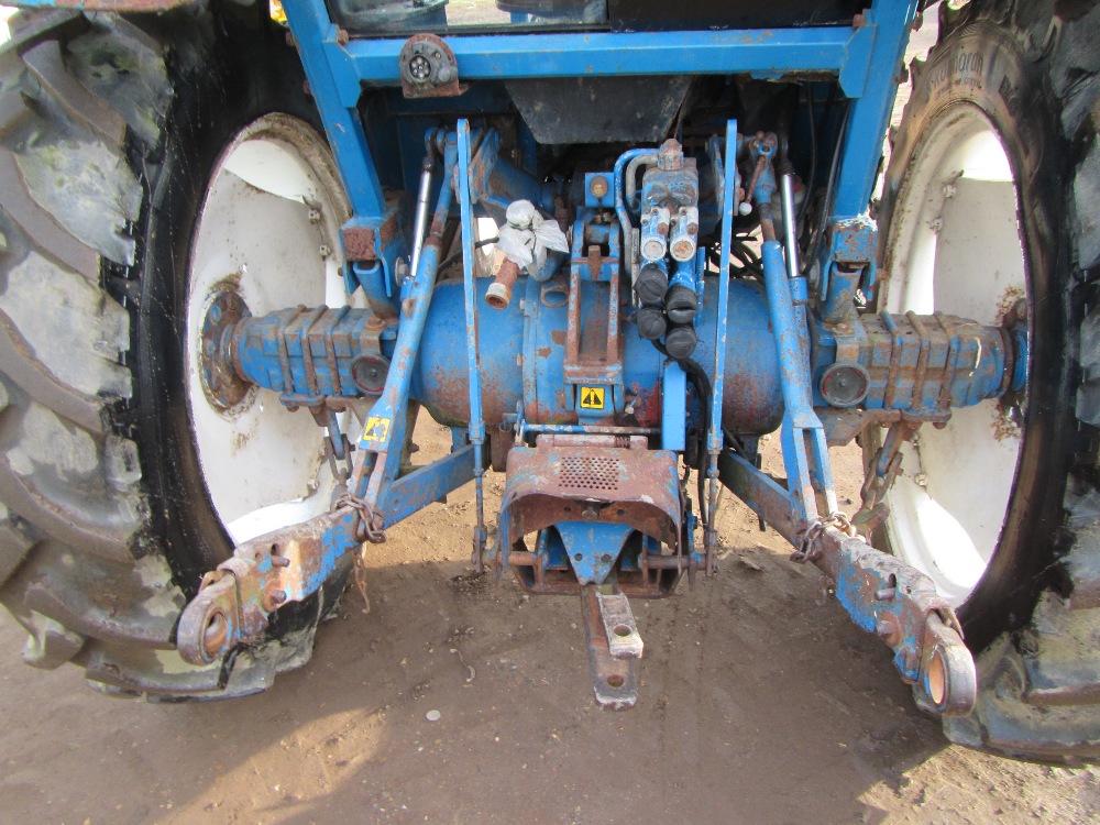 Ford 4610 Tractor c/w Power Steering, Floor Change Gearbox, Series 2 ...