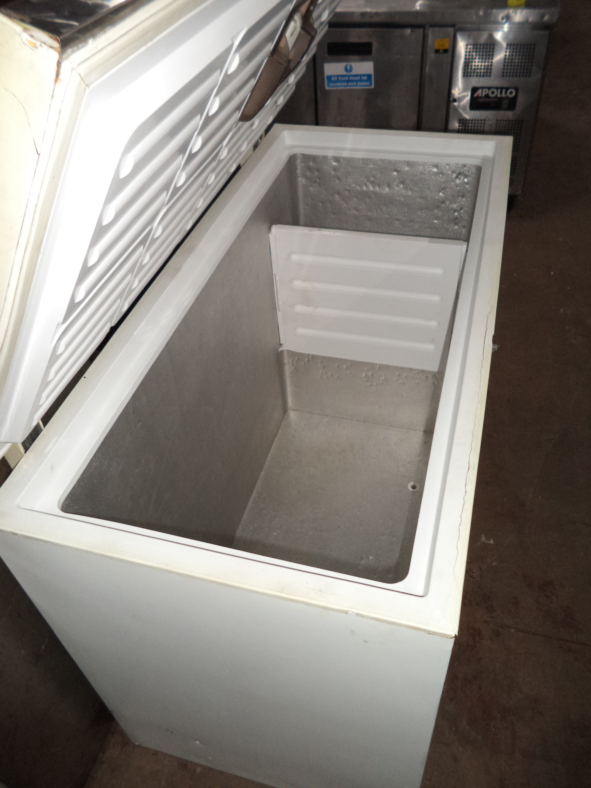 Caravell CM40 chest freezer with stainless steel lid, circa 1300mm wide ...