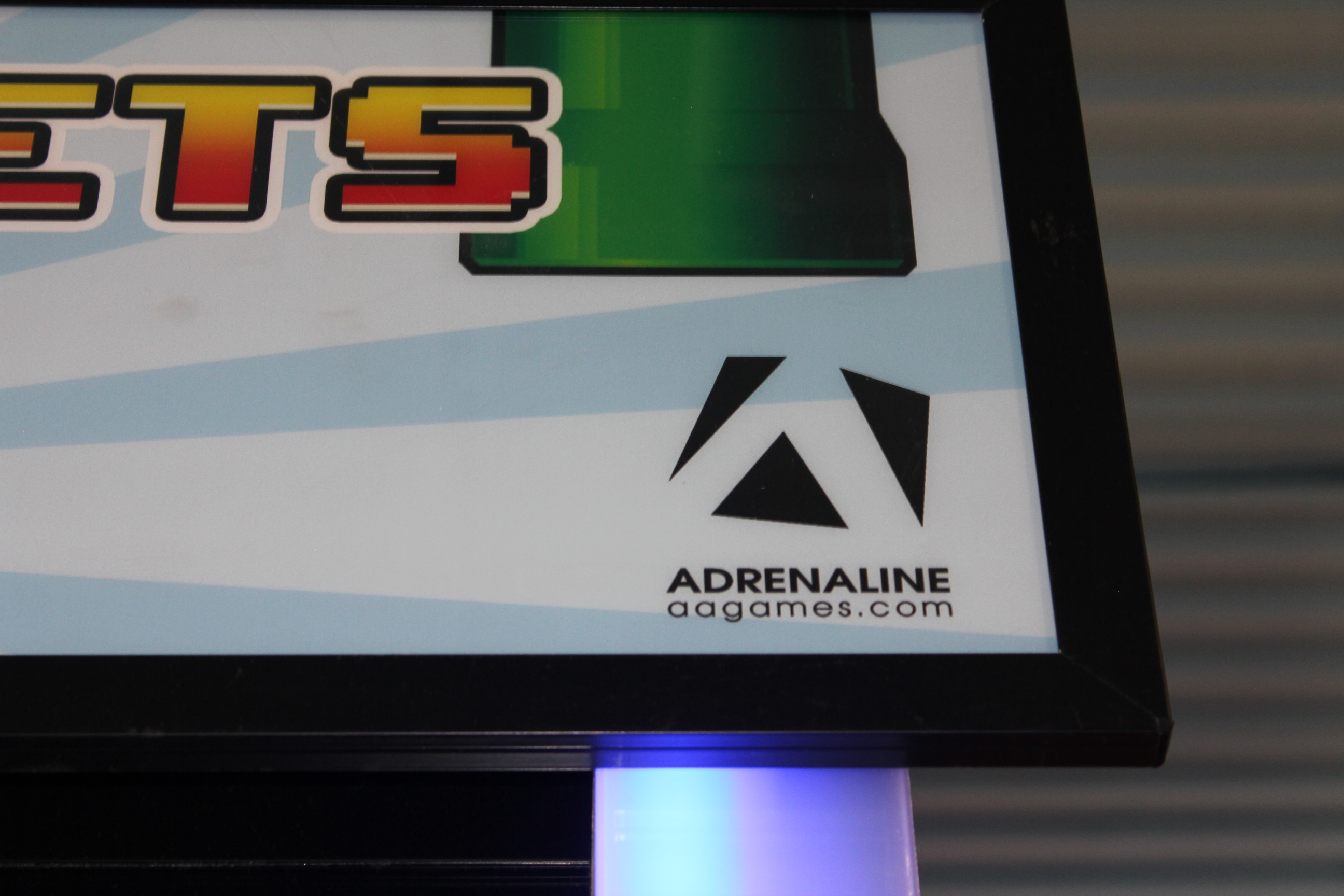 1X, FLYING TICKETS, 2-PERSON ARCADE GAME (BY ADRENALINE) **** CARD ...