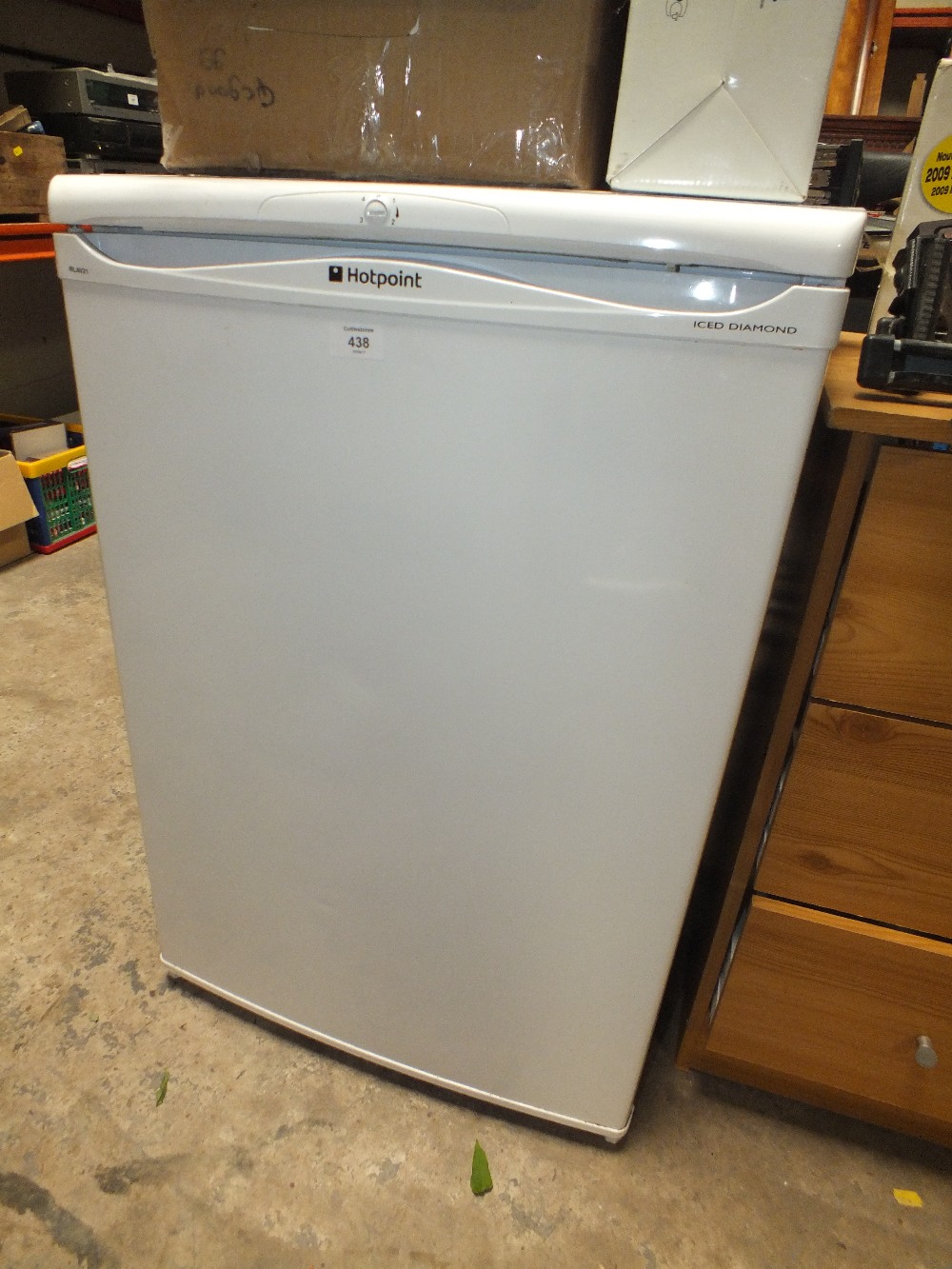 A HOTPOINT FRIDGE