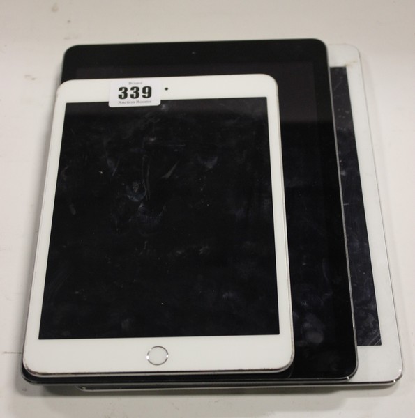 Two iPad Air A1474 and A1475 serial: DMPQP499FK10 and DMPMX0QZF4YH ...