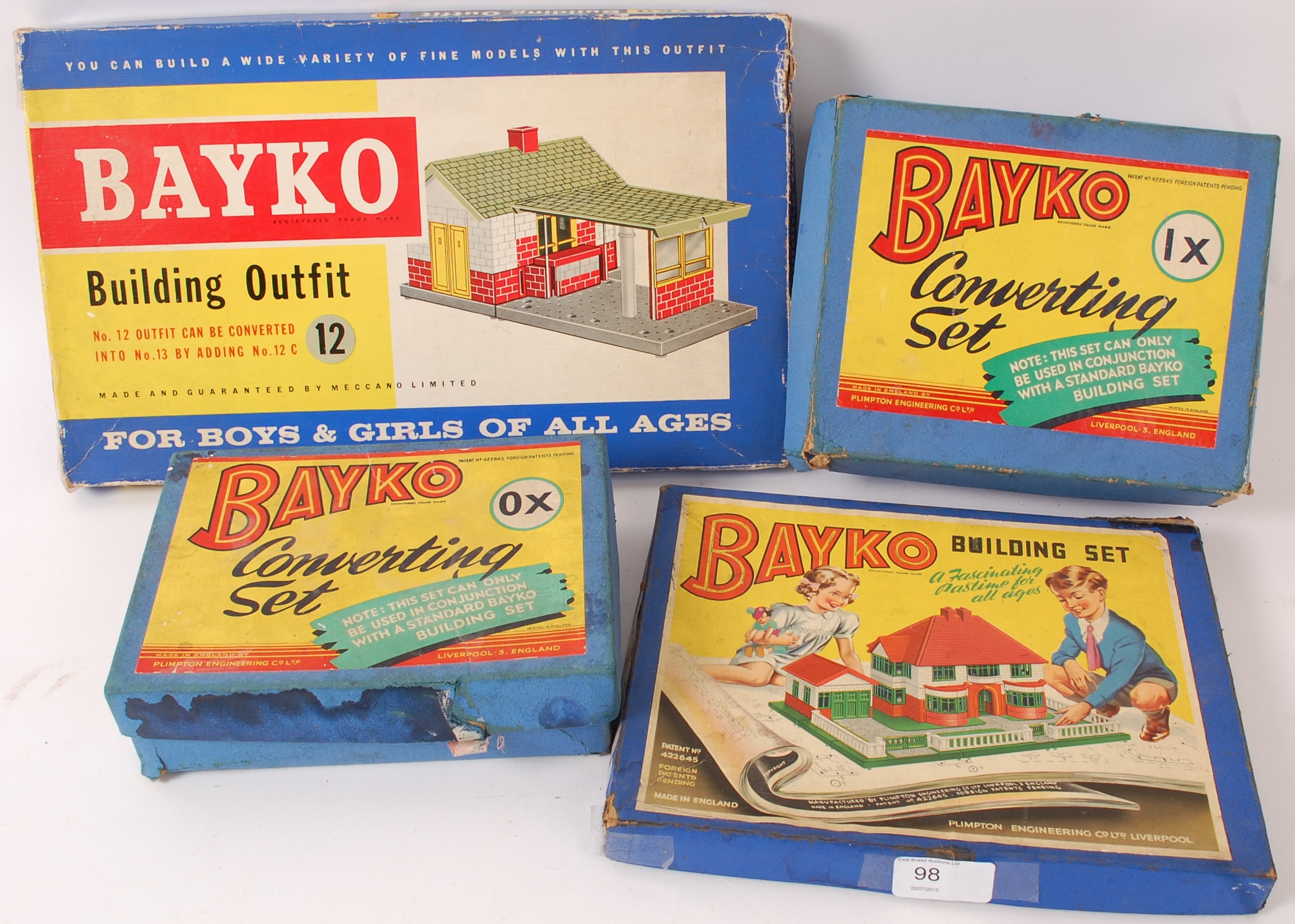 BAYKO; A collection of 4x original vintage Bayko construction sets ...