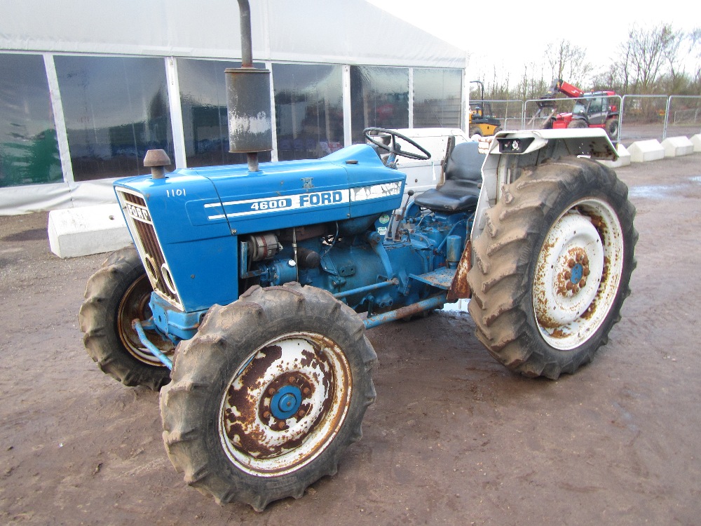 Ford 4600 4wd Tractor c/w Loader