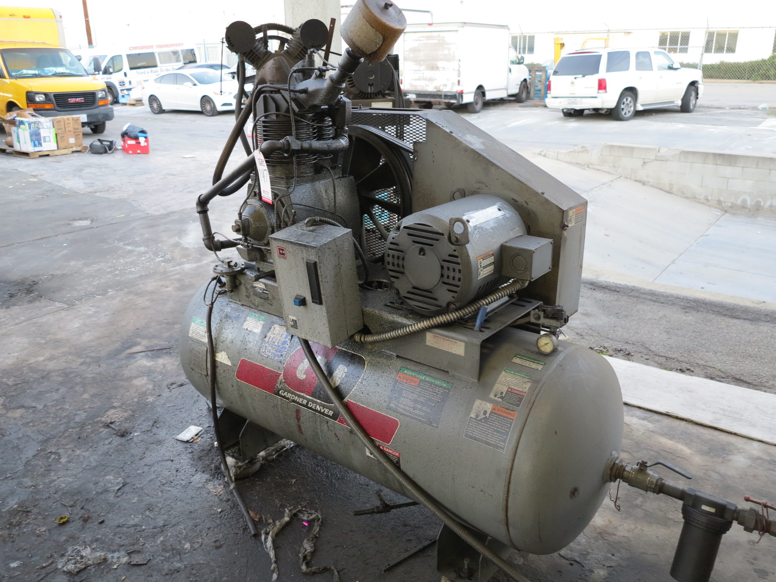 GARDNER DENVER 20 HP SINGLE CYLINDER AIR COMPRESSOR, MODEL LHRA15-12 ...