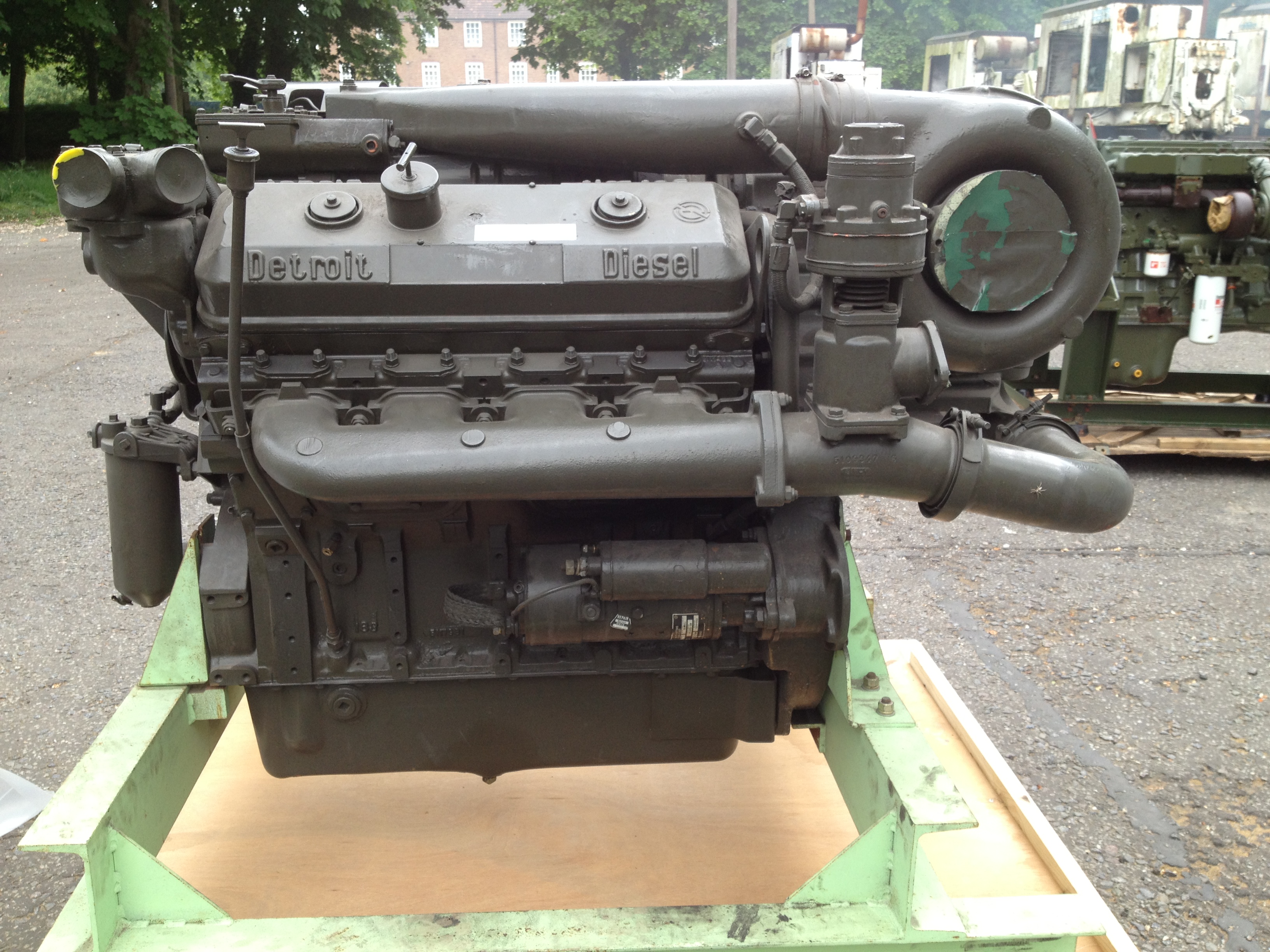 * Diesel Engine Detroit 8V71T V8 8 cylinder turbo ex MOD, reconditioned ...