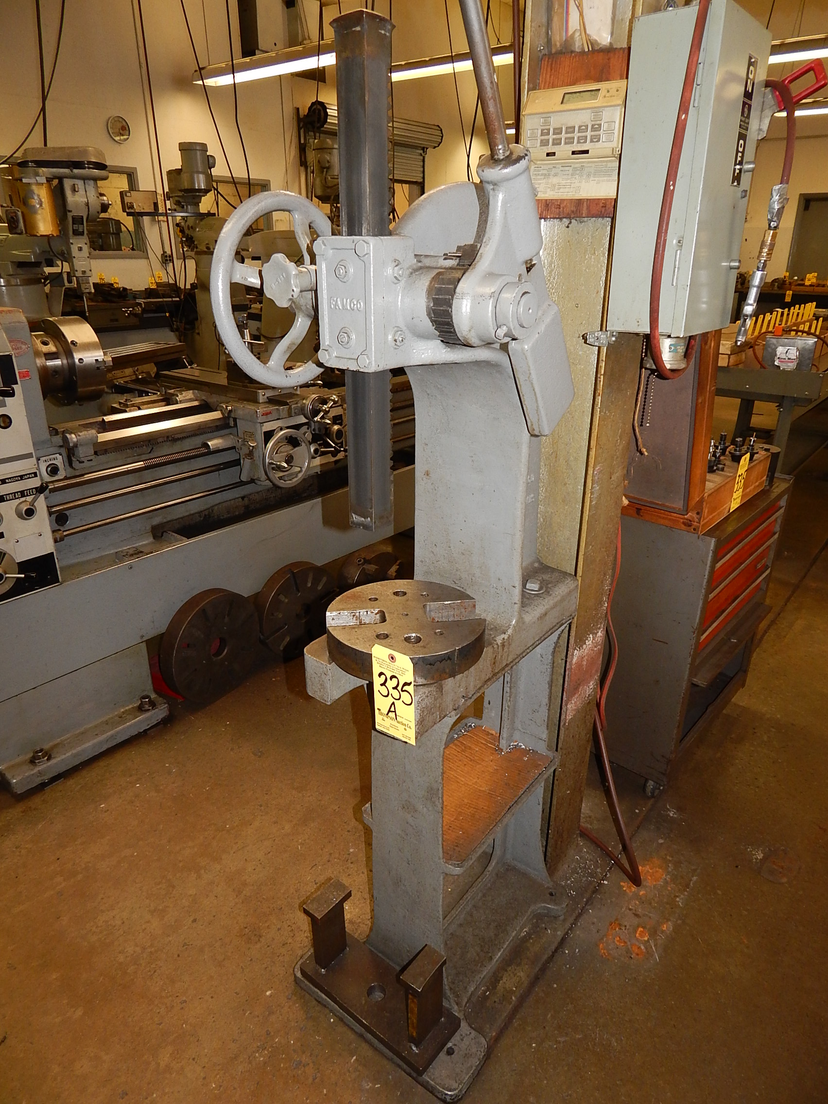 Famco 3 1/2R Ratchet Type Arbor Press