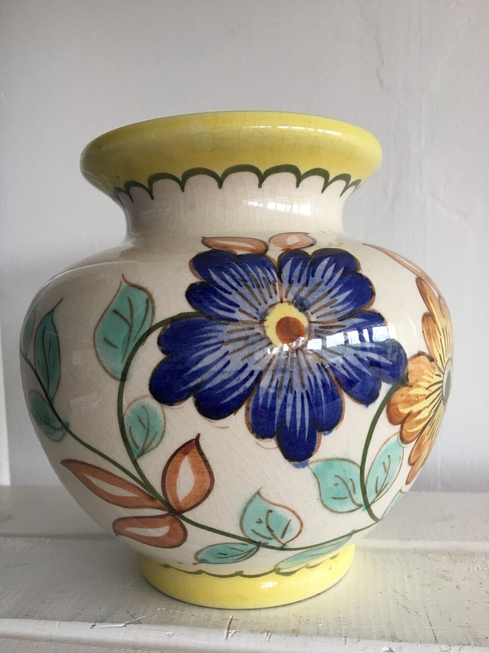IRIS GOUDA HOLLAND POTTERY SIGNED VASE. HANDPAINTED MARKS TO BASE. GOOD ...