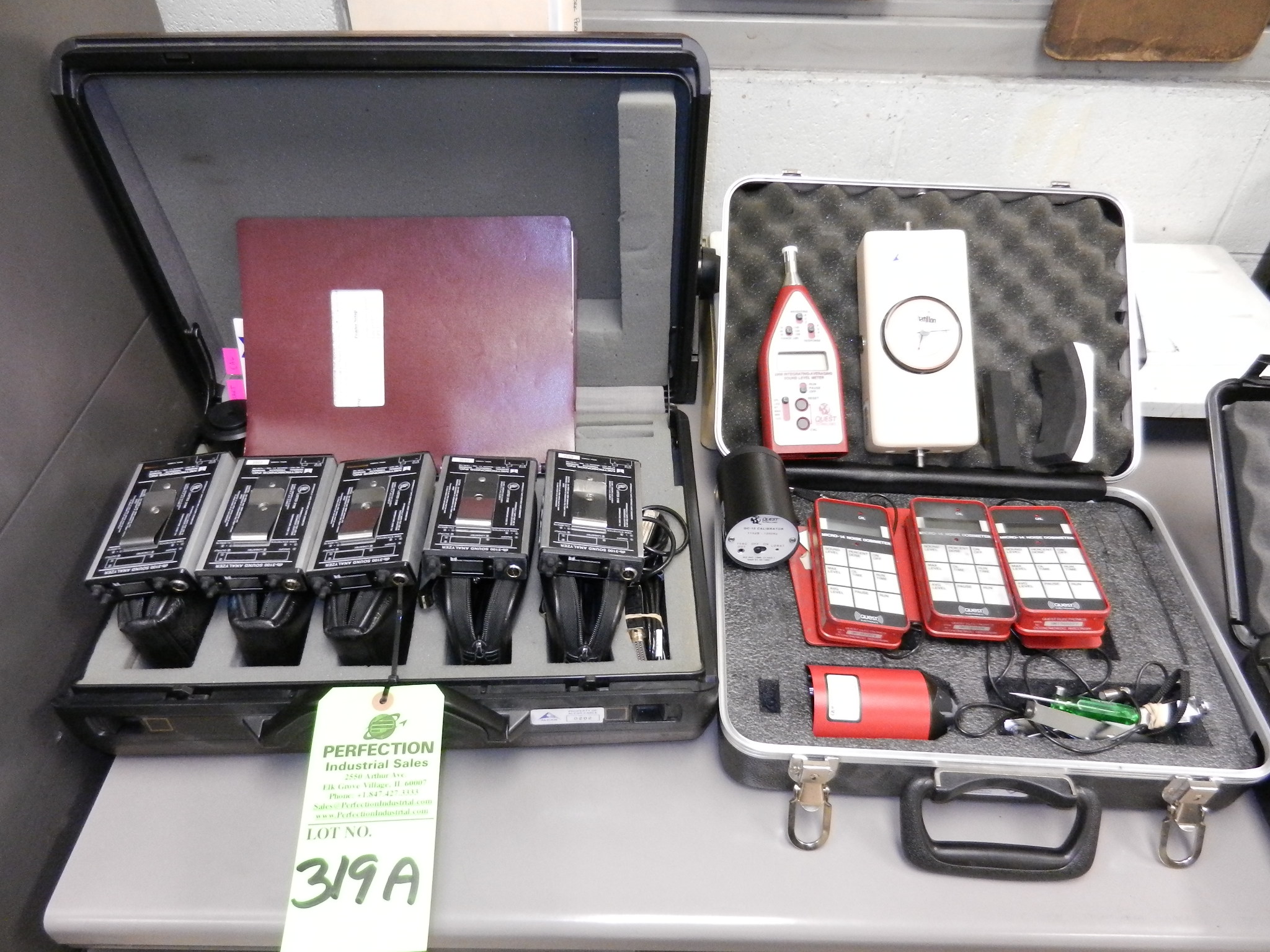 Lot: (1) Quest 2200 Digital Sound Level Meter, (5) Metrosonics DB-3100 ...