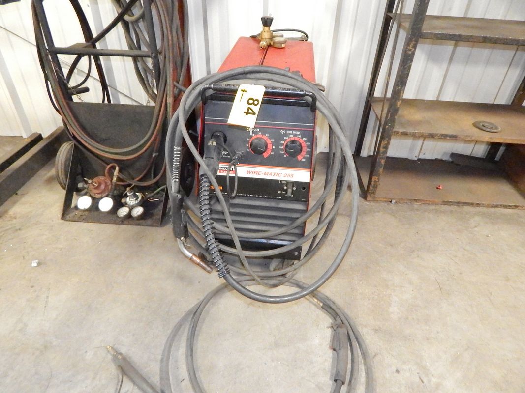 LINCOLN 250 AMP MODEL 255 WIRE-MATIC WELDER, S/N U1960415384