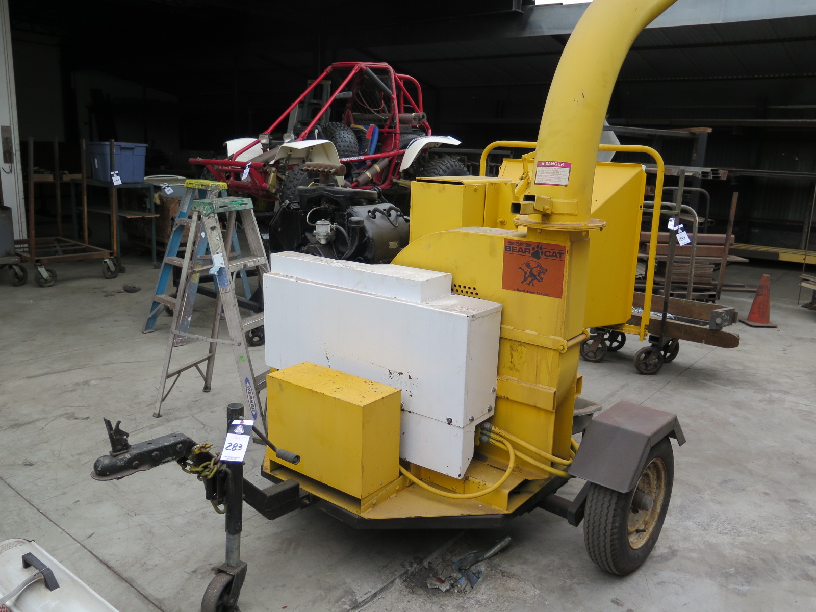 Crary Bear Cat mdl. 72825 Gas Powered Towable Chipper / Shredder s/n ...